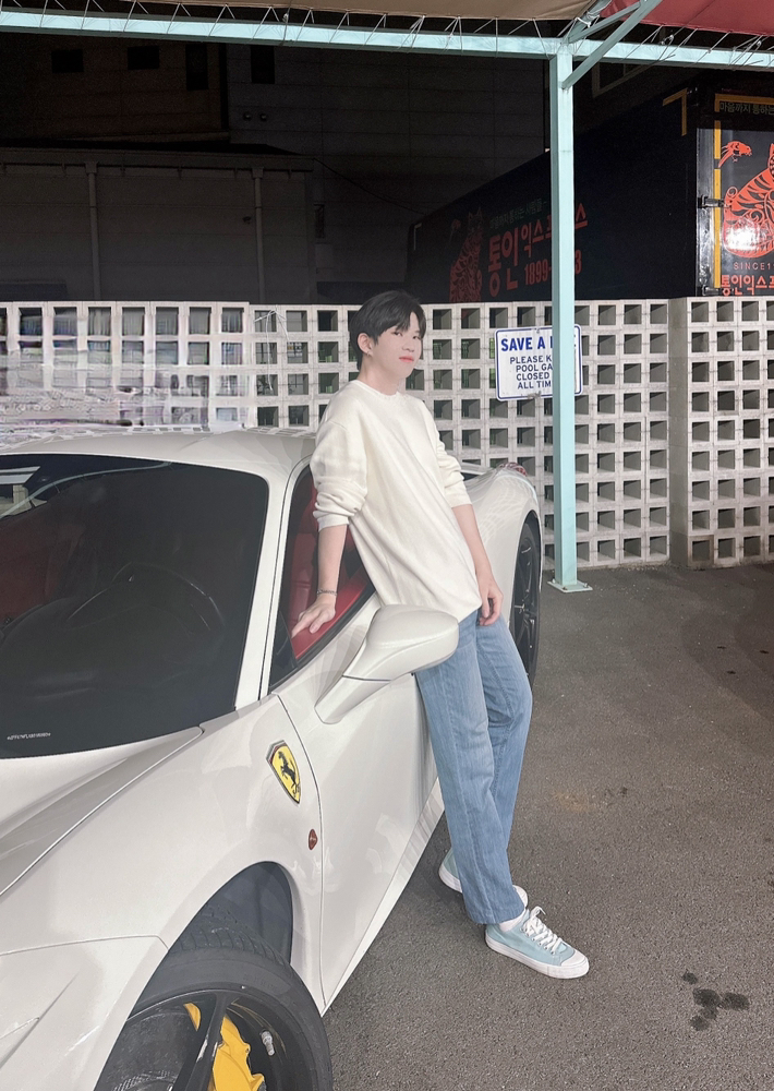 달이 (@moon._.star) 님의 게시물 | KREAM