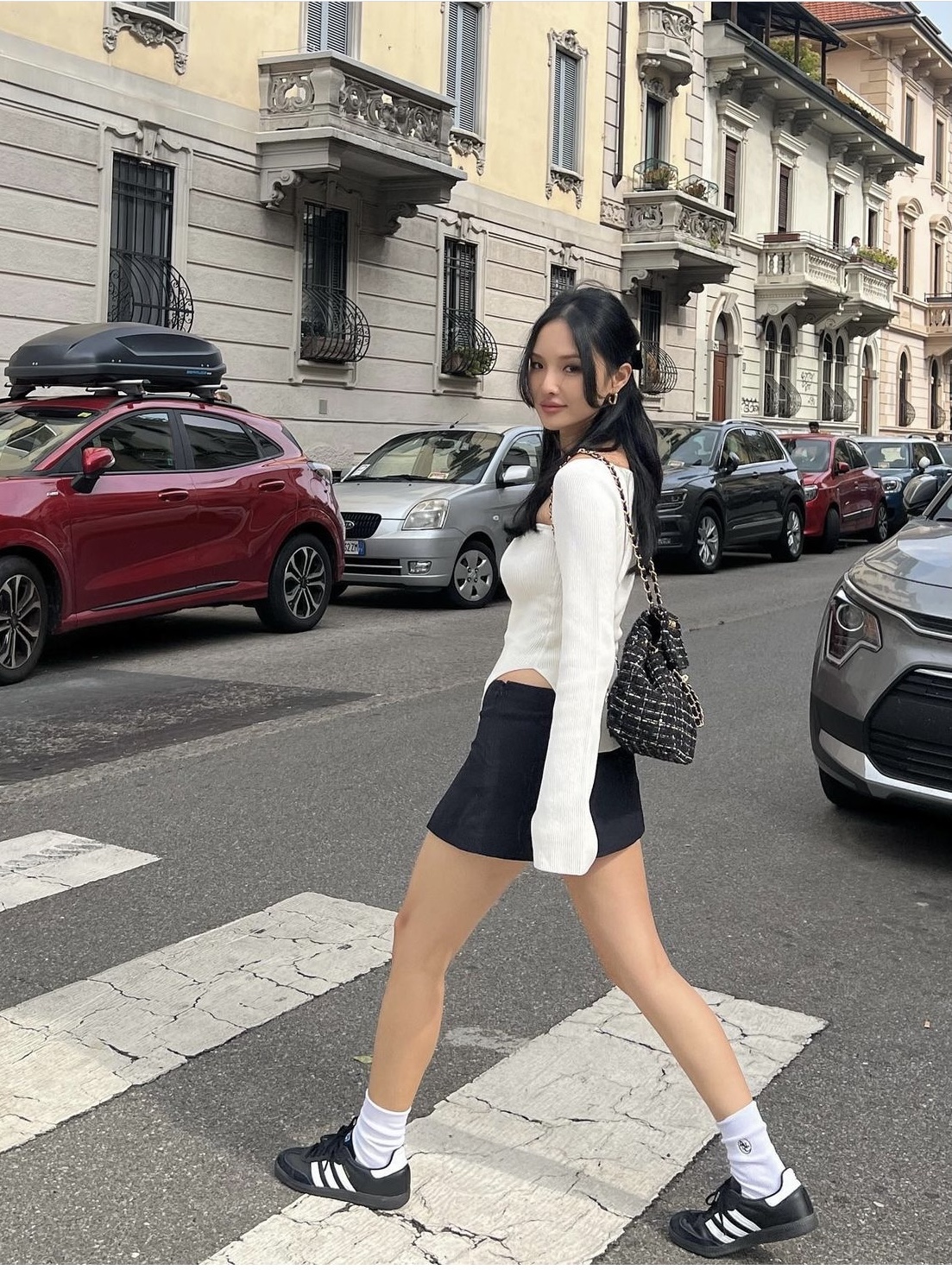 archiving.vi... (@archiving.v...) 님의 게시물 | KREAM