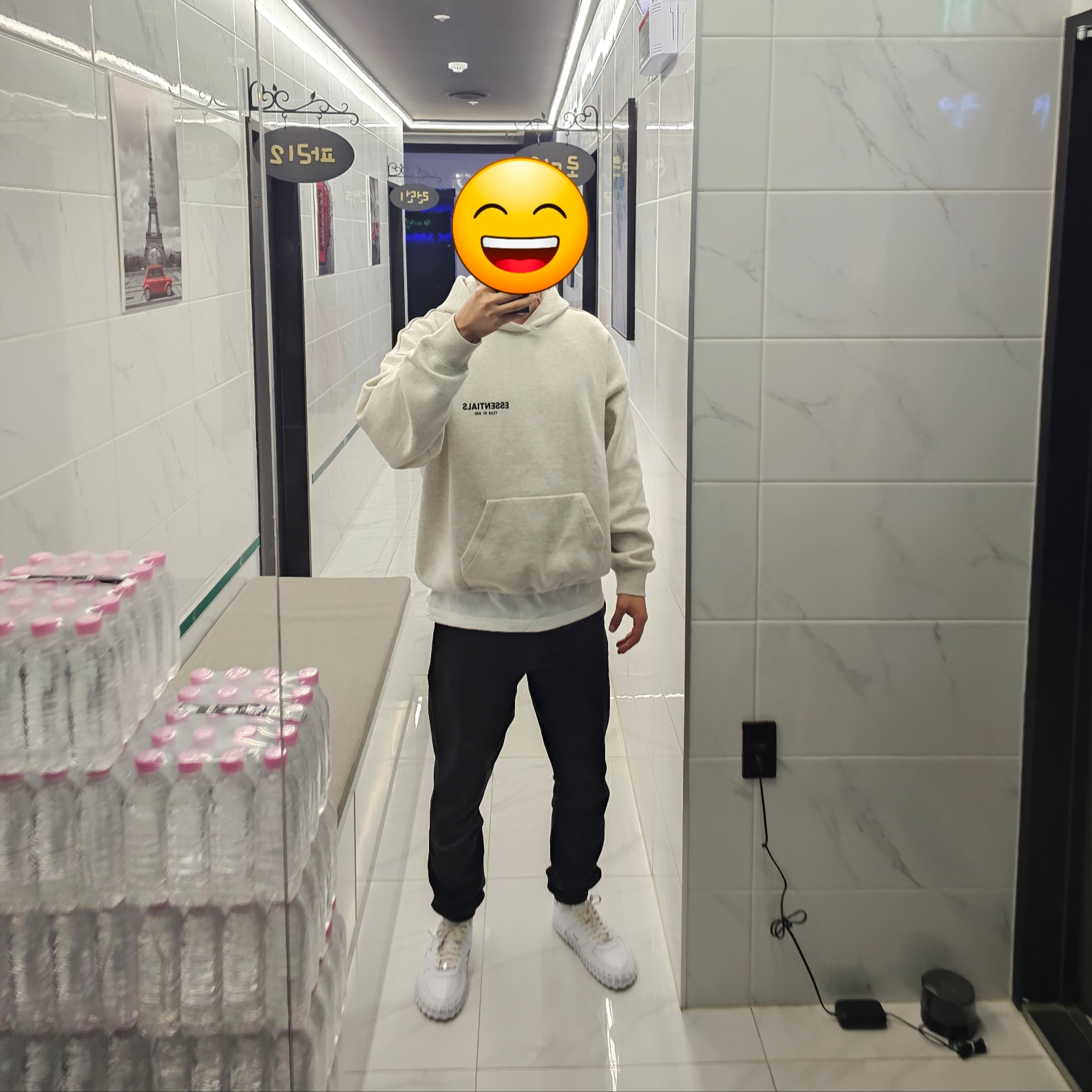 181cm 75kg 상의L 하의M | KREAM