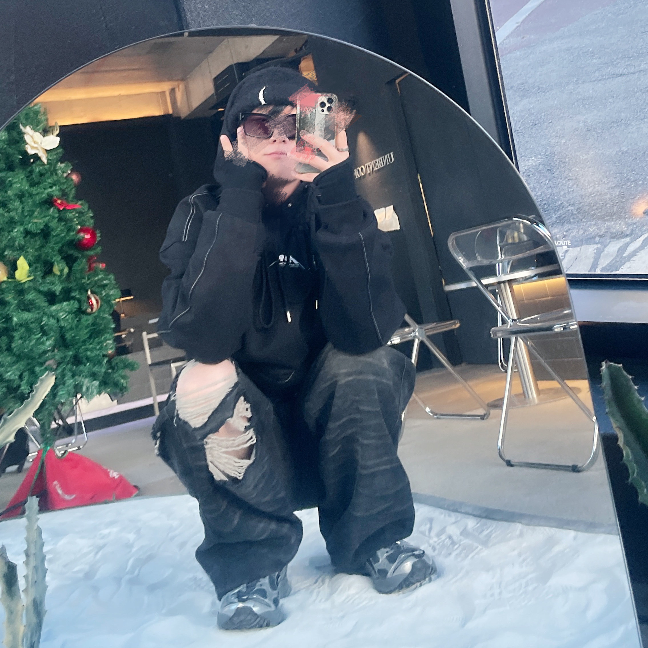 kor (@a11da83) 님의 게시물 | KREAM