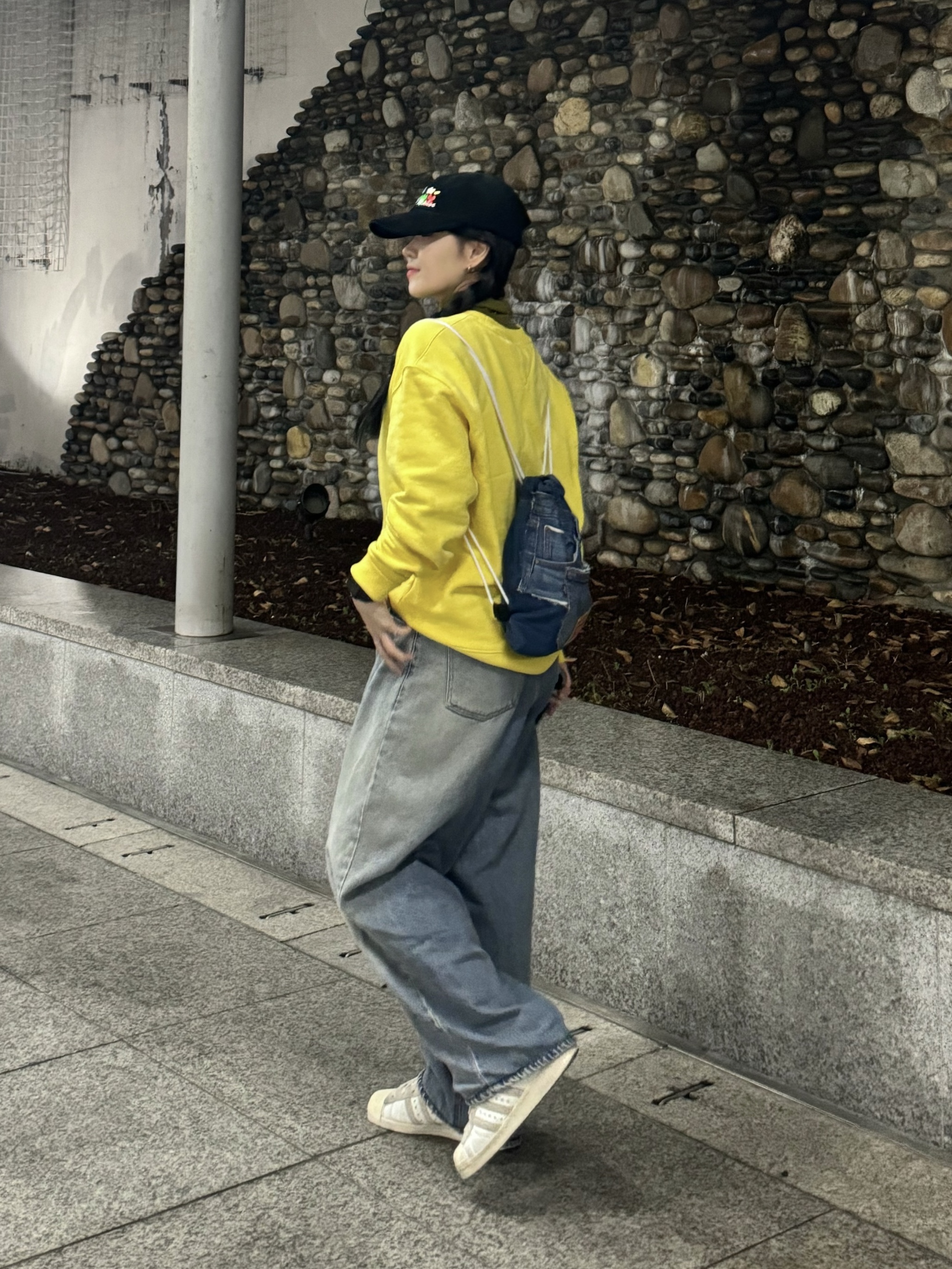 onepick코디 (@_one_2s) 님의 게시물 | KREAM