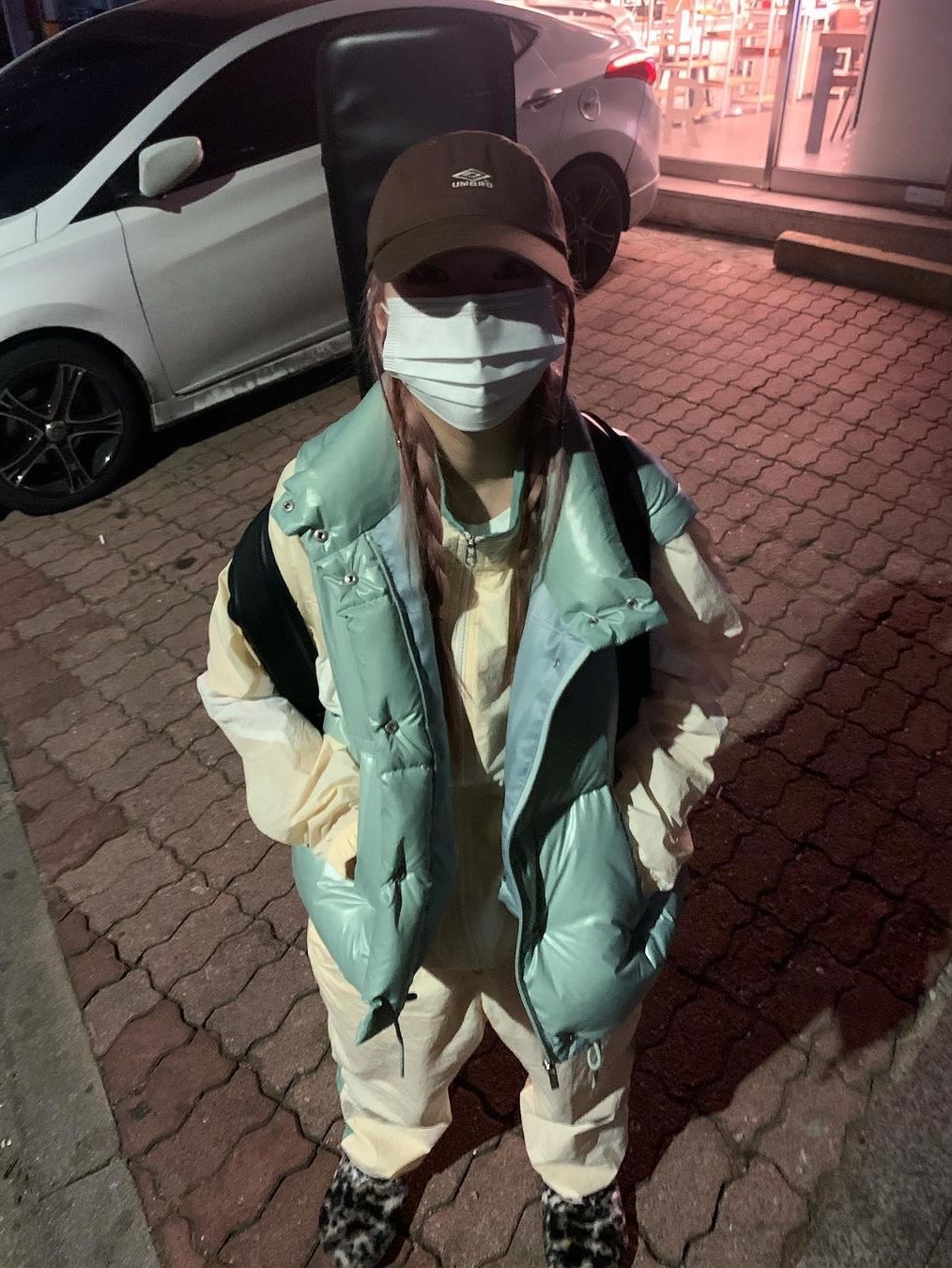 That girl (@style_everyday) 님의 게시물 | KREAM