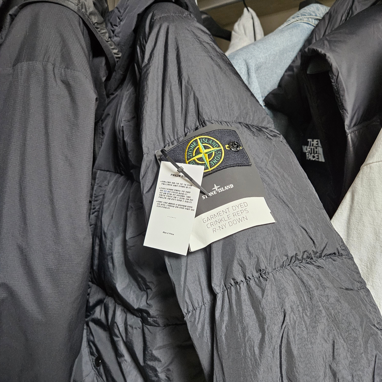 아크테릭스 2xl면 3xl가 맞아요 | KREAM