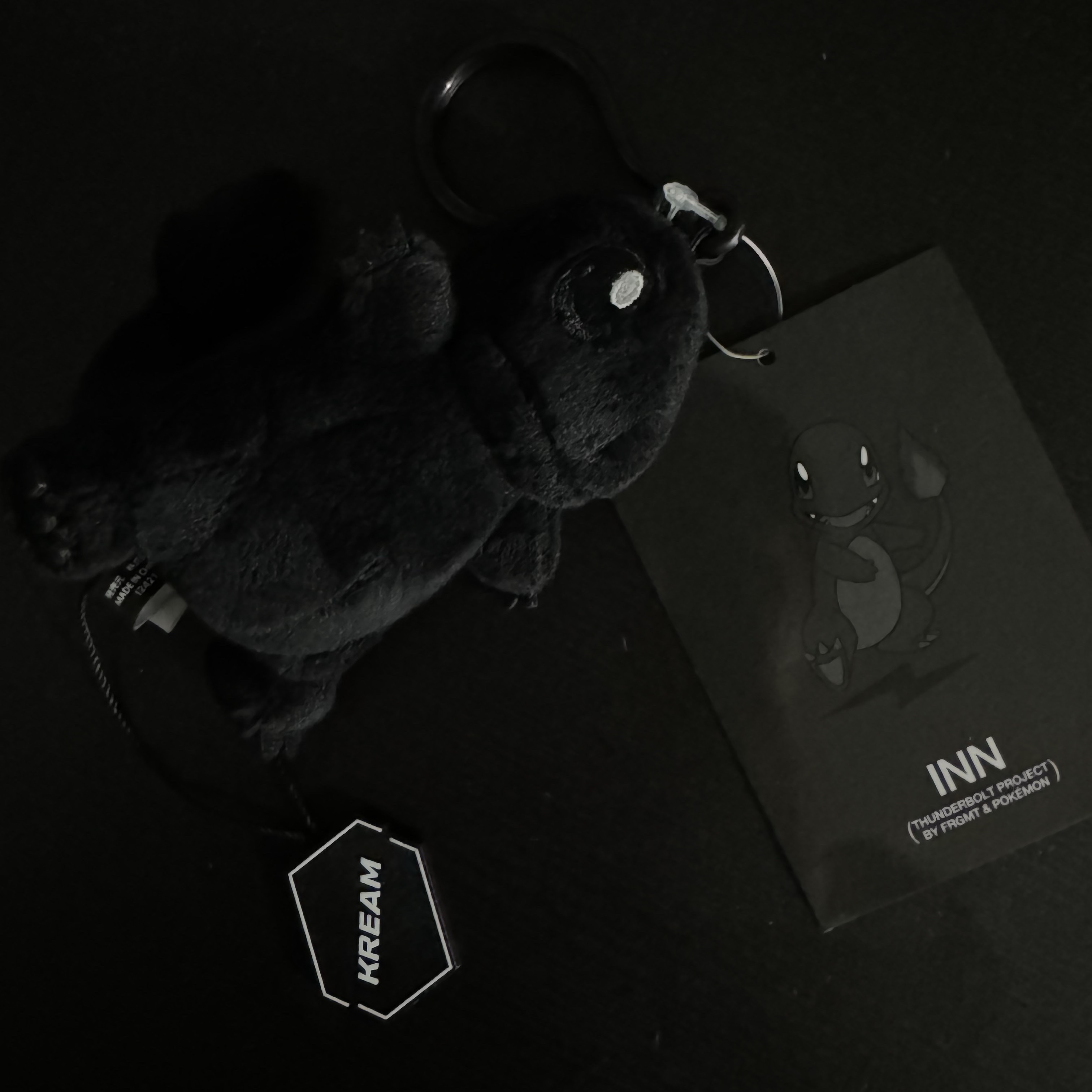 매지 (@leemezzi) 님의 게시물 | KREAM