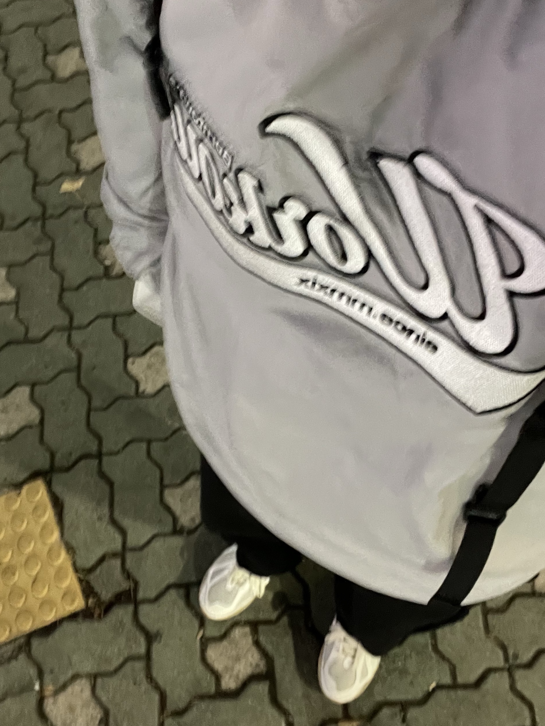 노익스플로이드 (@00yyy) 님의 게시물 | KREAM