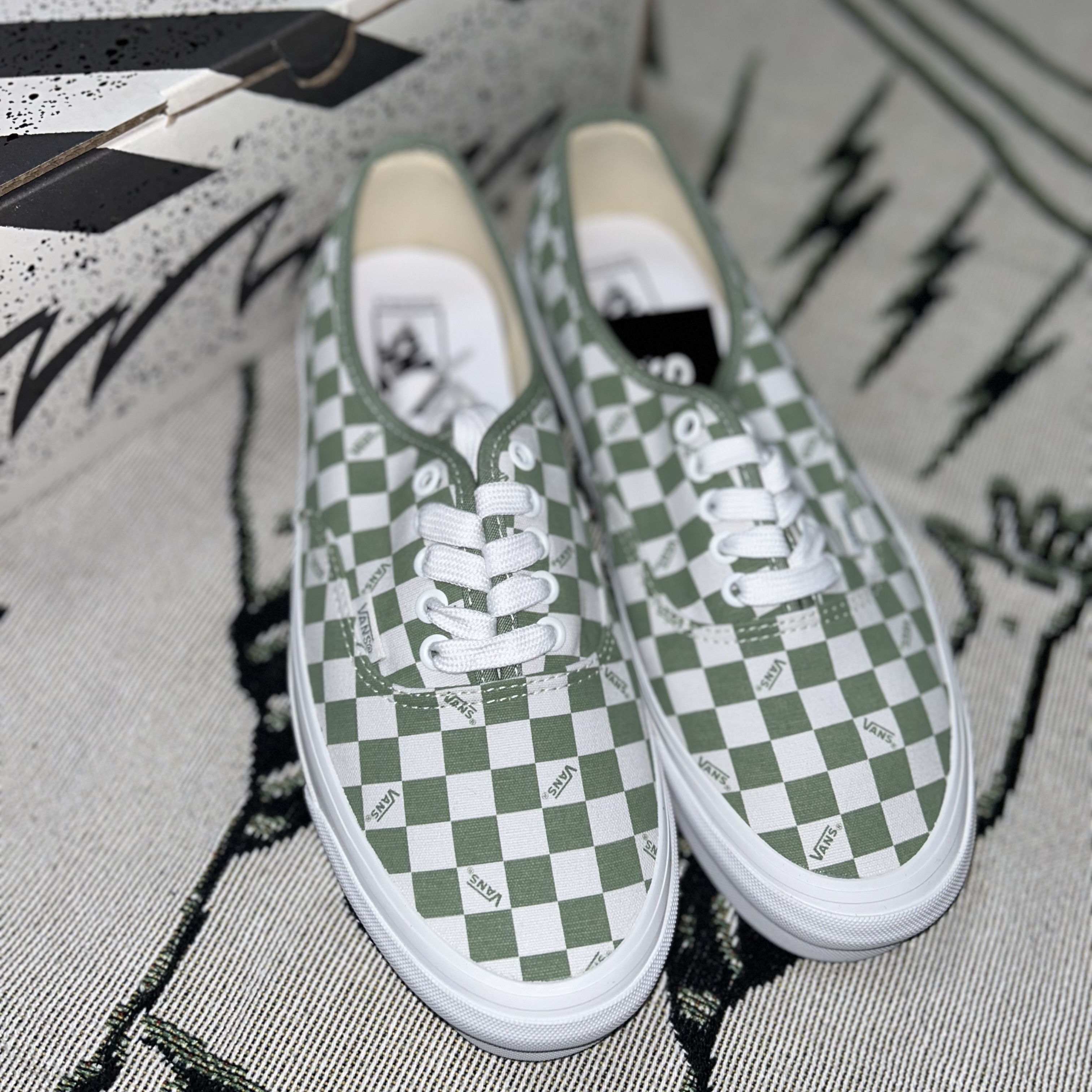 vans vault authentic | KREAM