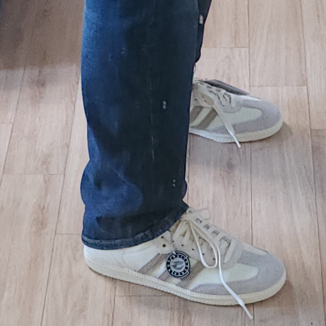 정훈. (@chicyoo) 님의 게시물 | KREAM