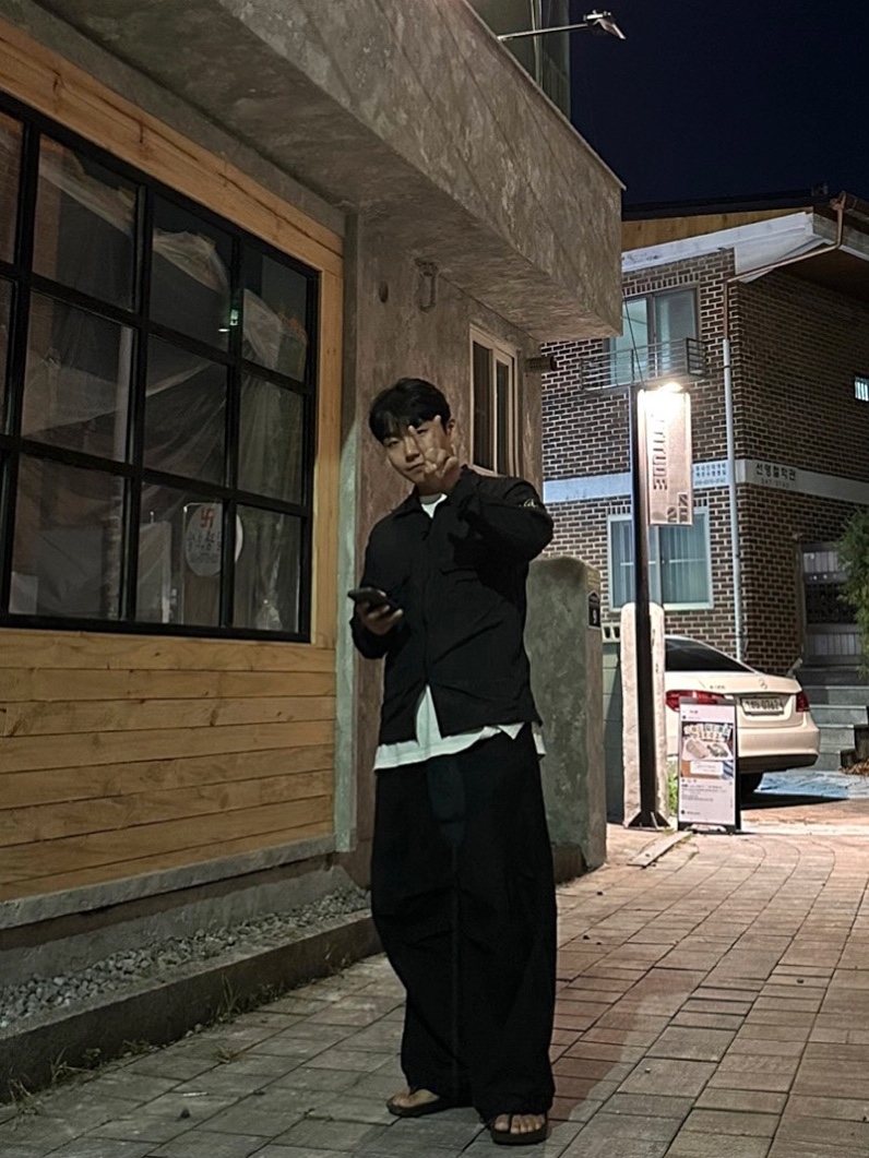 ig : xeonwu_ (@xeonwu_) 님의 게시물 | KREAM