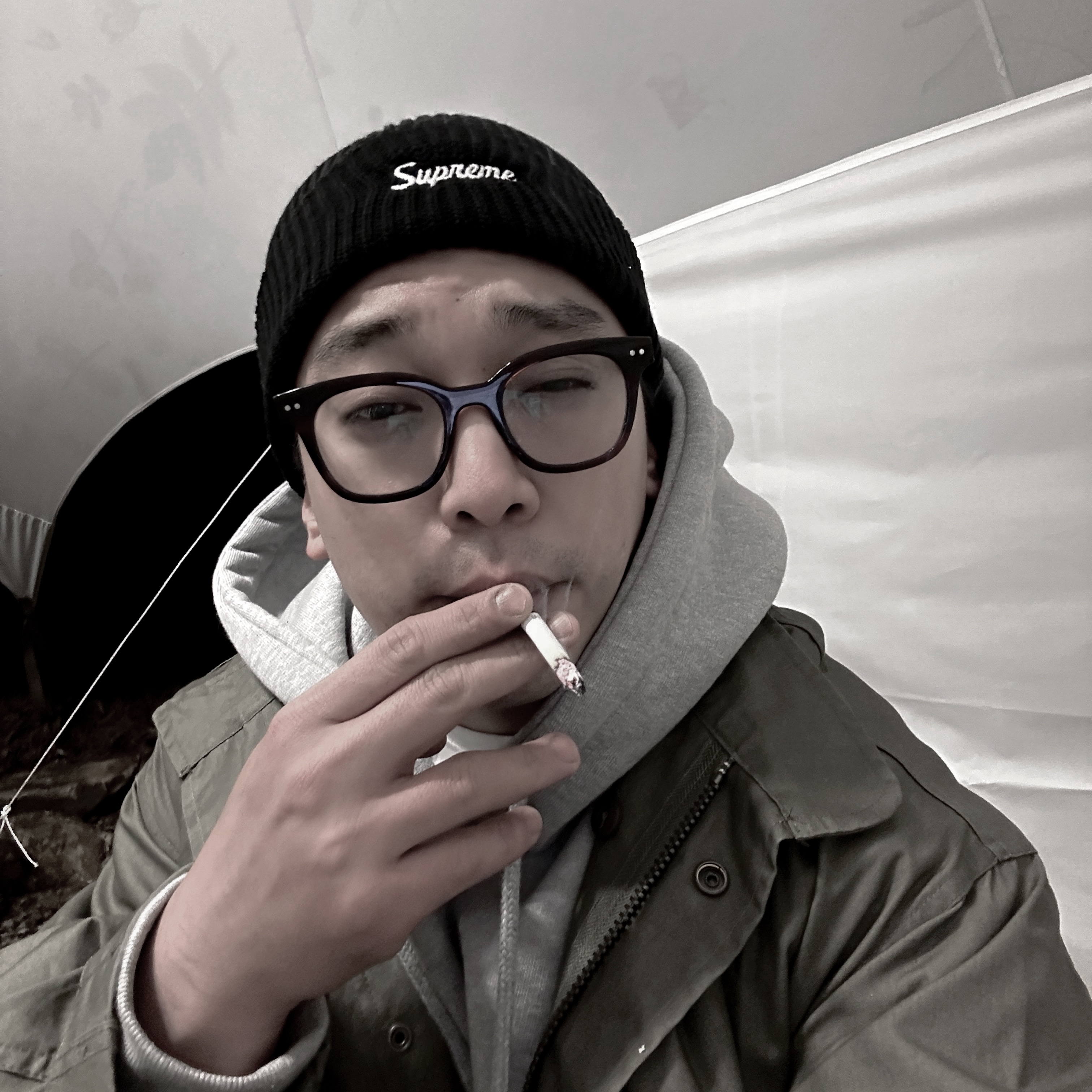 dvmgogo (@go_won_jang) 님의 게시물 | KREAM