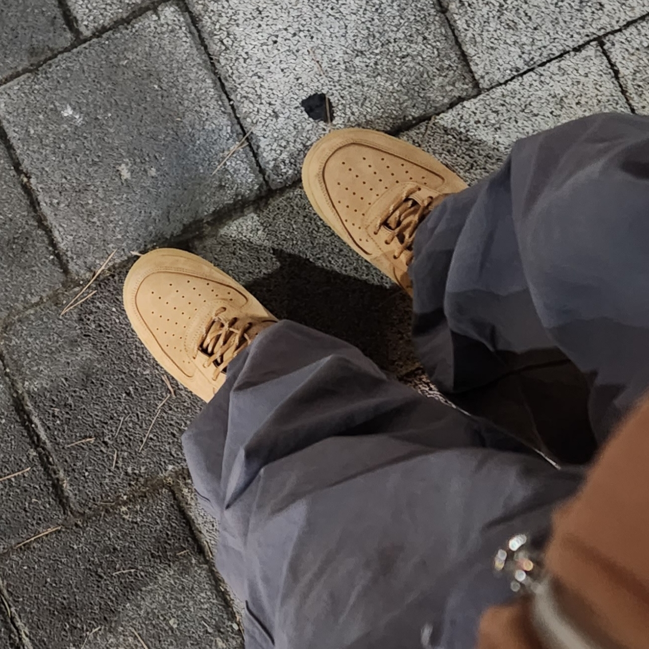 r_jun90 (@thehd2) 님의 게시물 | KREAM