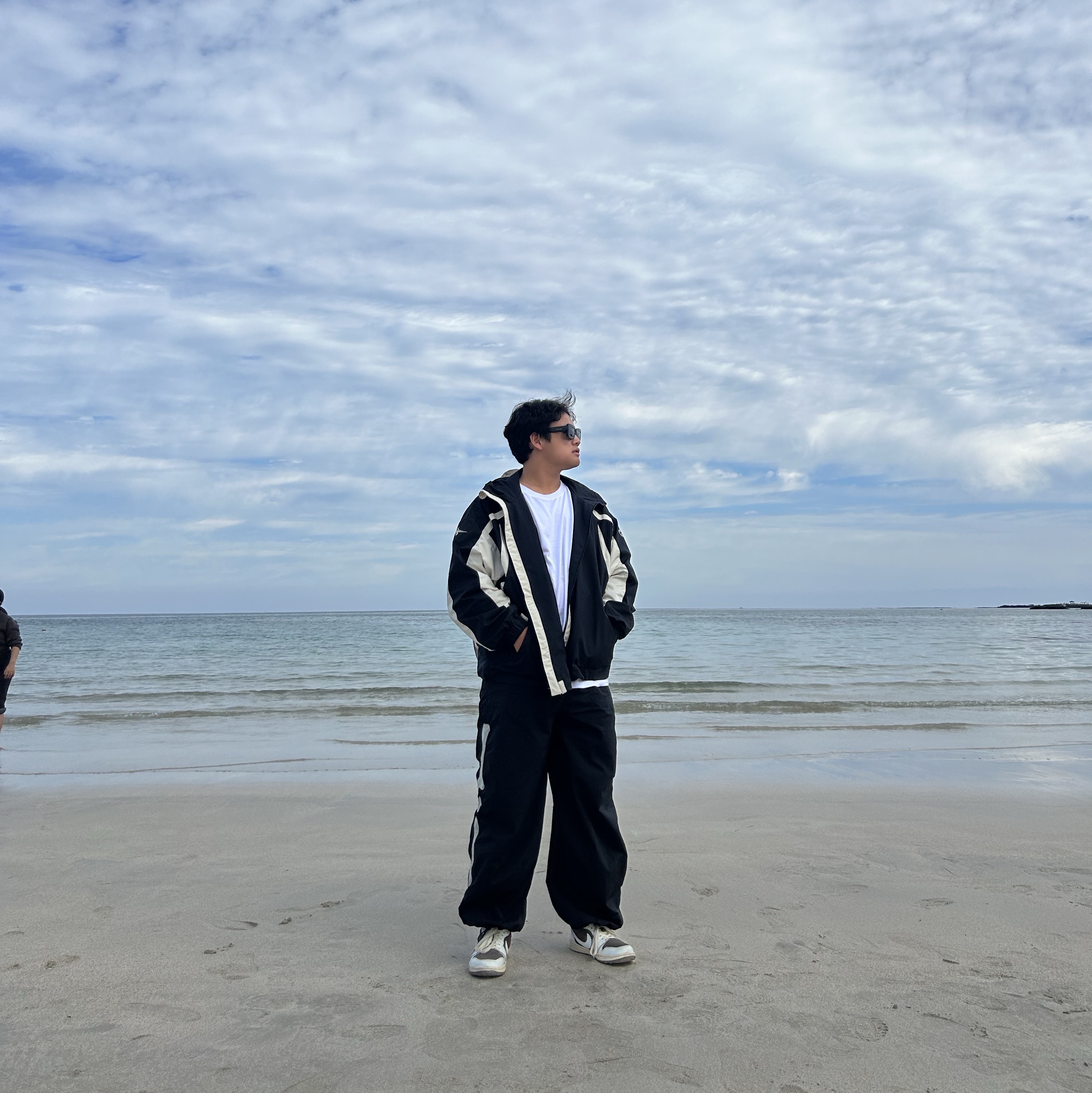 🤎🤍🤎🤍 | KREAM