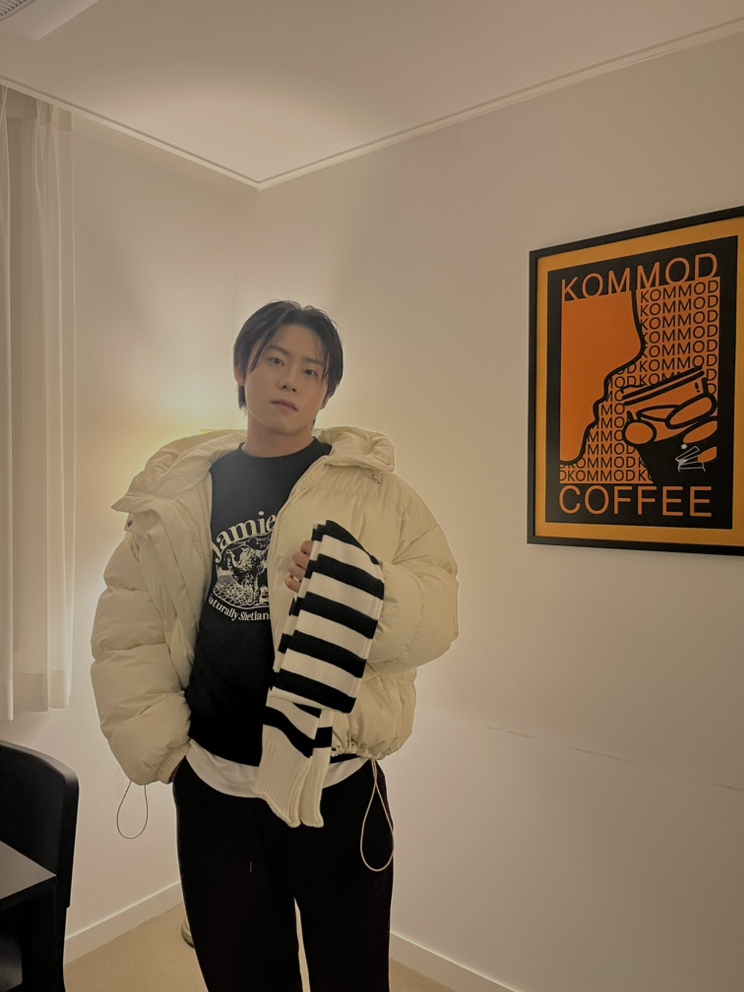 박정용 (@y_ong.e) 님의 게시물 | KREAM