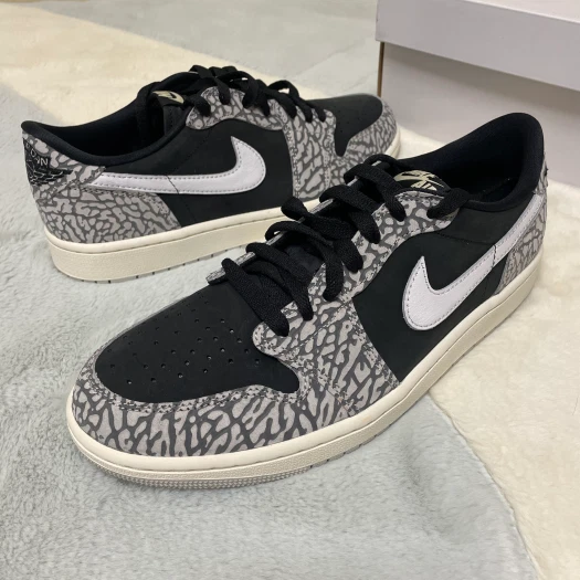 태리블리 (@tae_young._.e) 님의 게시물 | KREAM