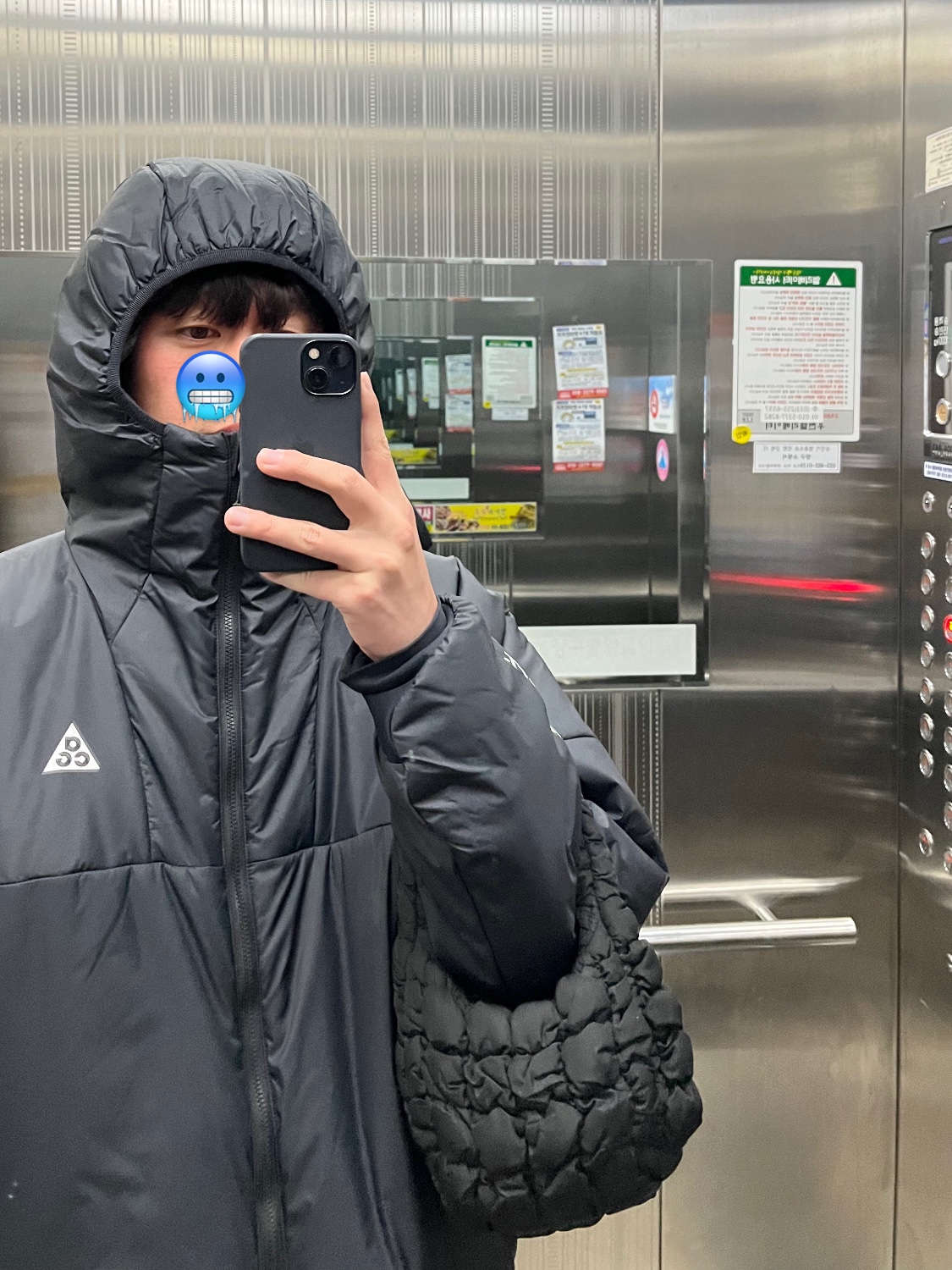 (@se._.op) 님의 게시물 | KREAM