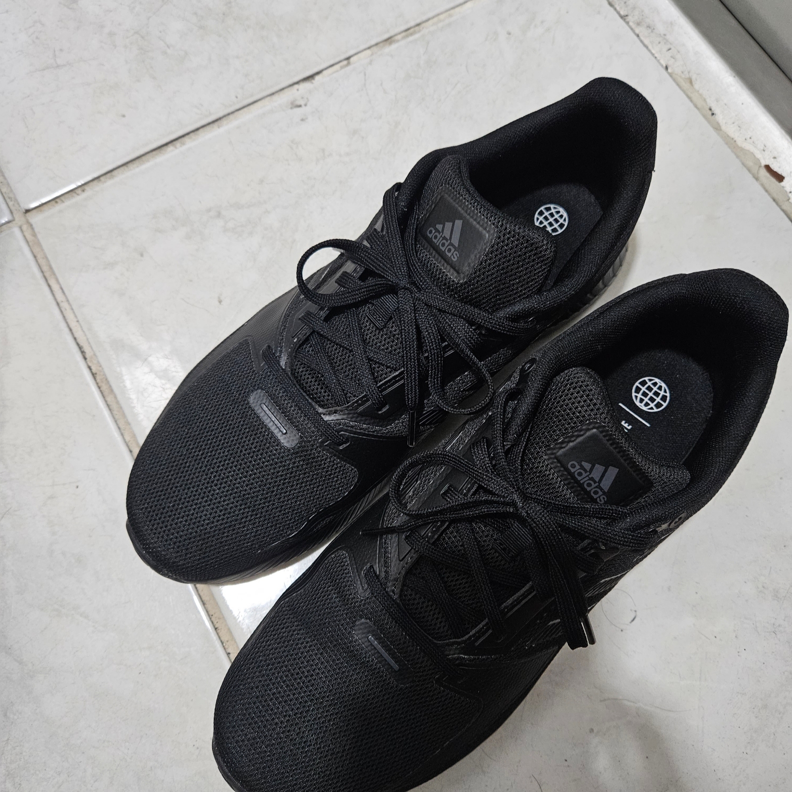 아디다스 런팔콘 2.0 | KREAM