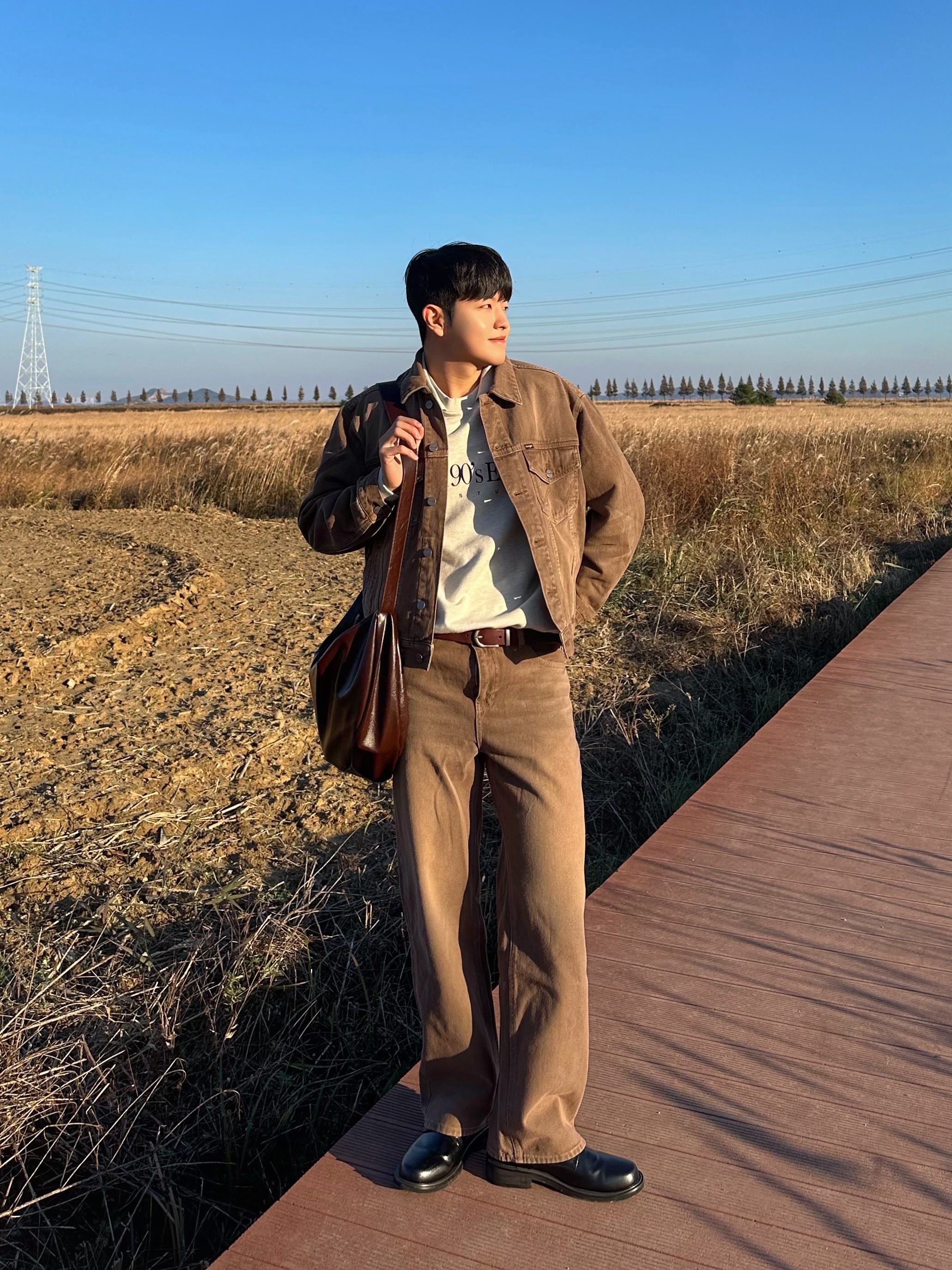 한지 (@2_z_han) 님의 게시물 | KREAM