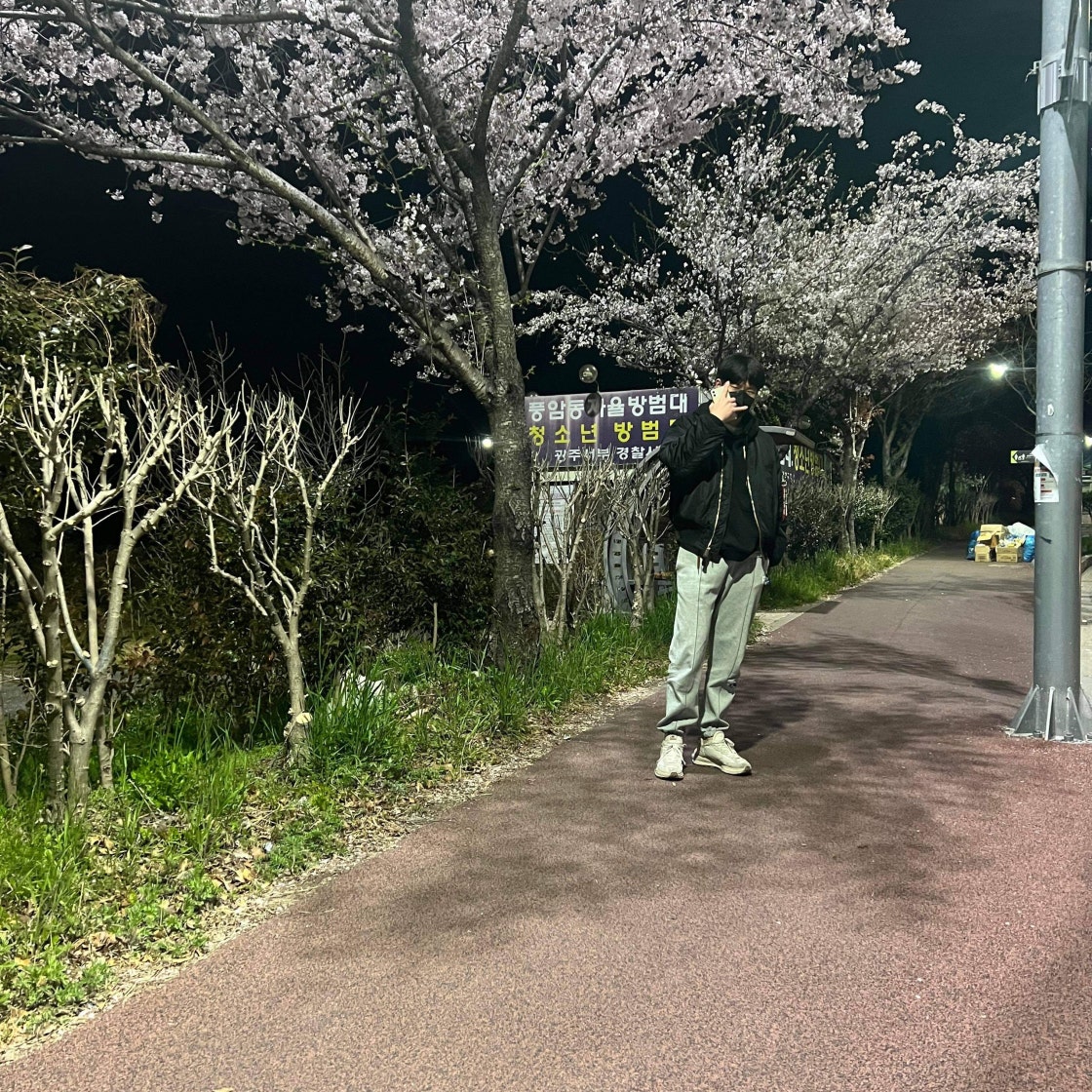 Darkr8m Studio x Alph... STYLE | KREAM