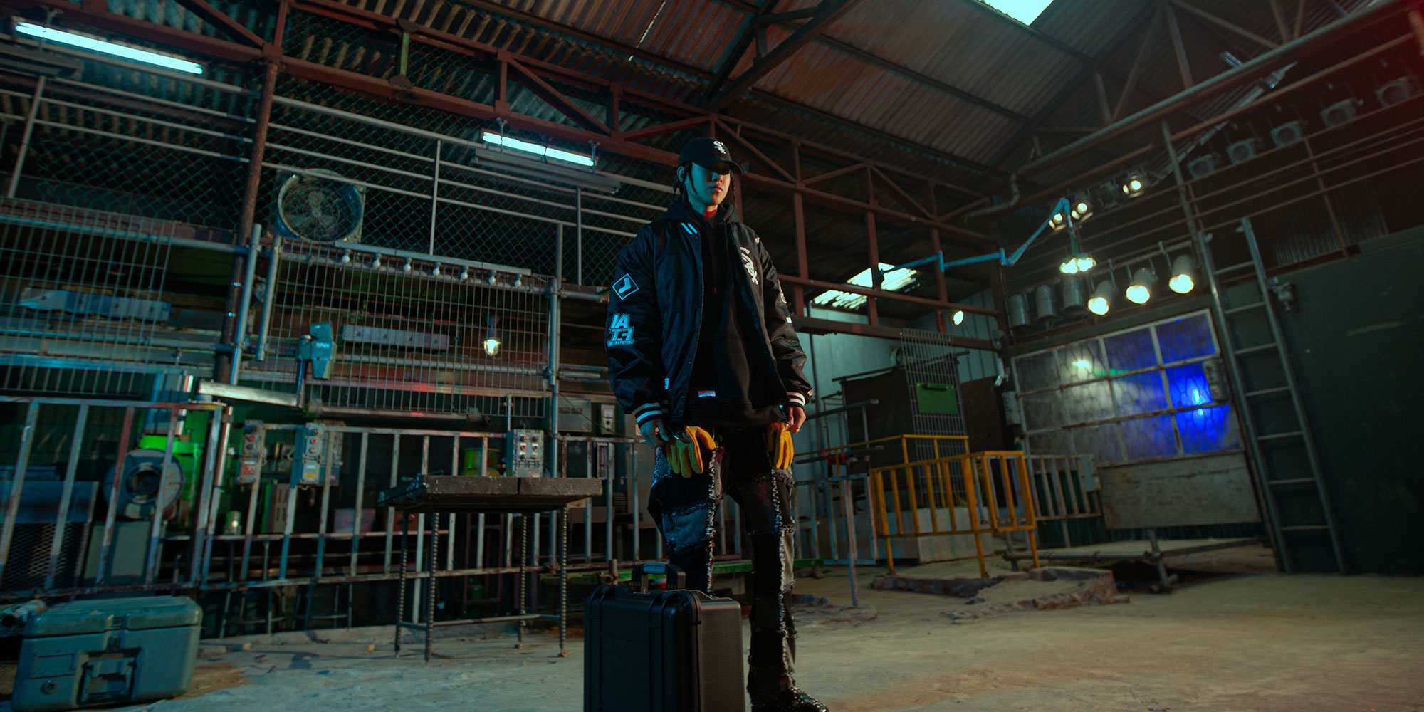 IAMTHEFUTURE | KREAM