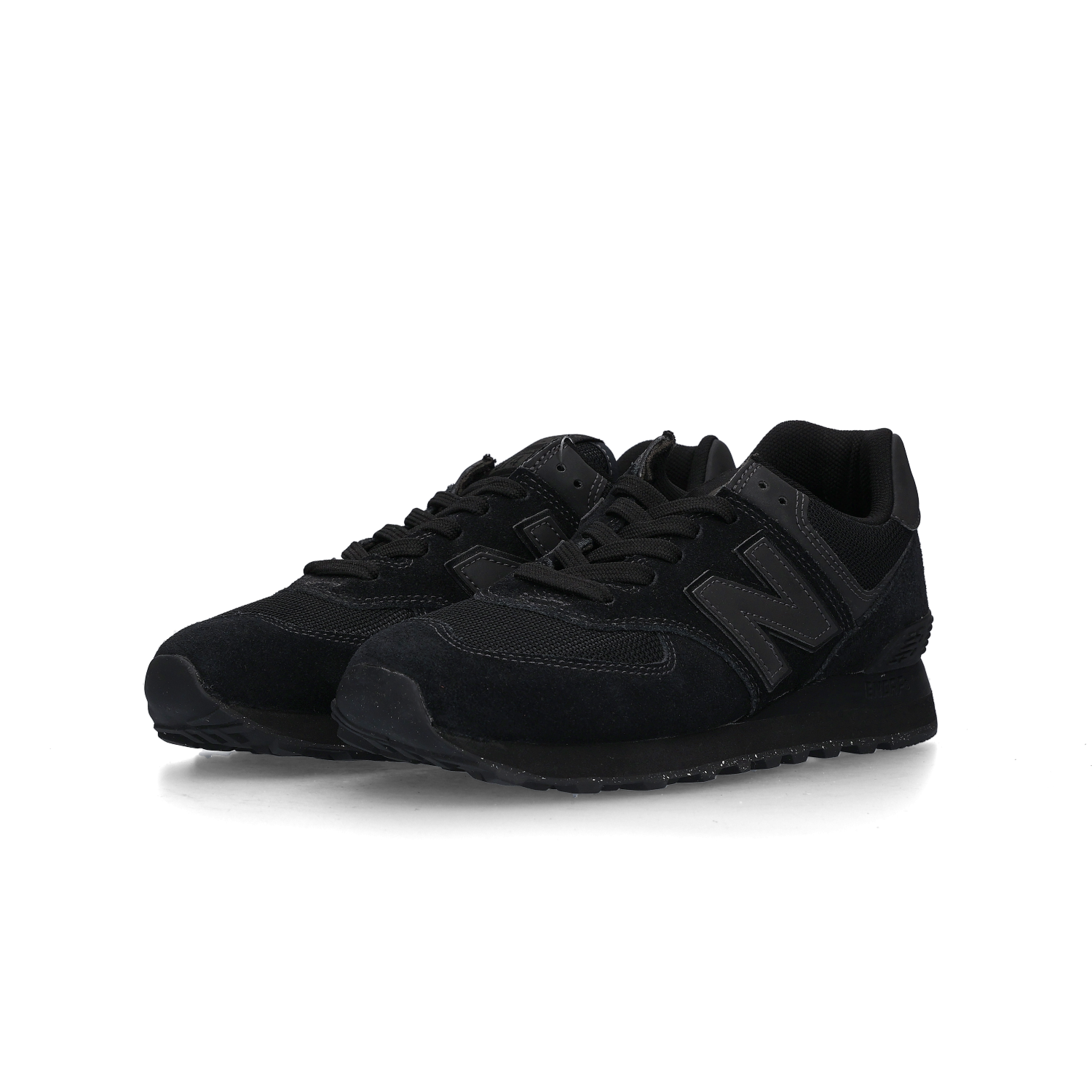 뉴발란스 574 트리플 블랙 - D 스탠다드 | KREAM