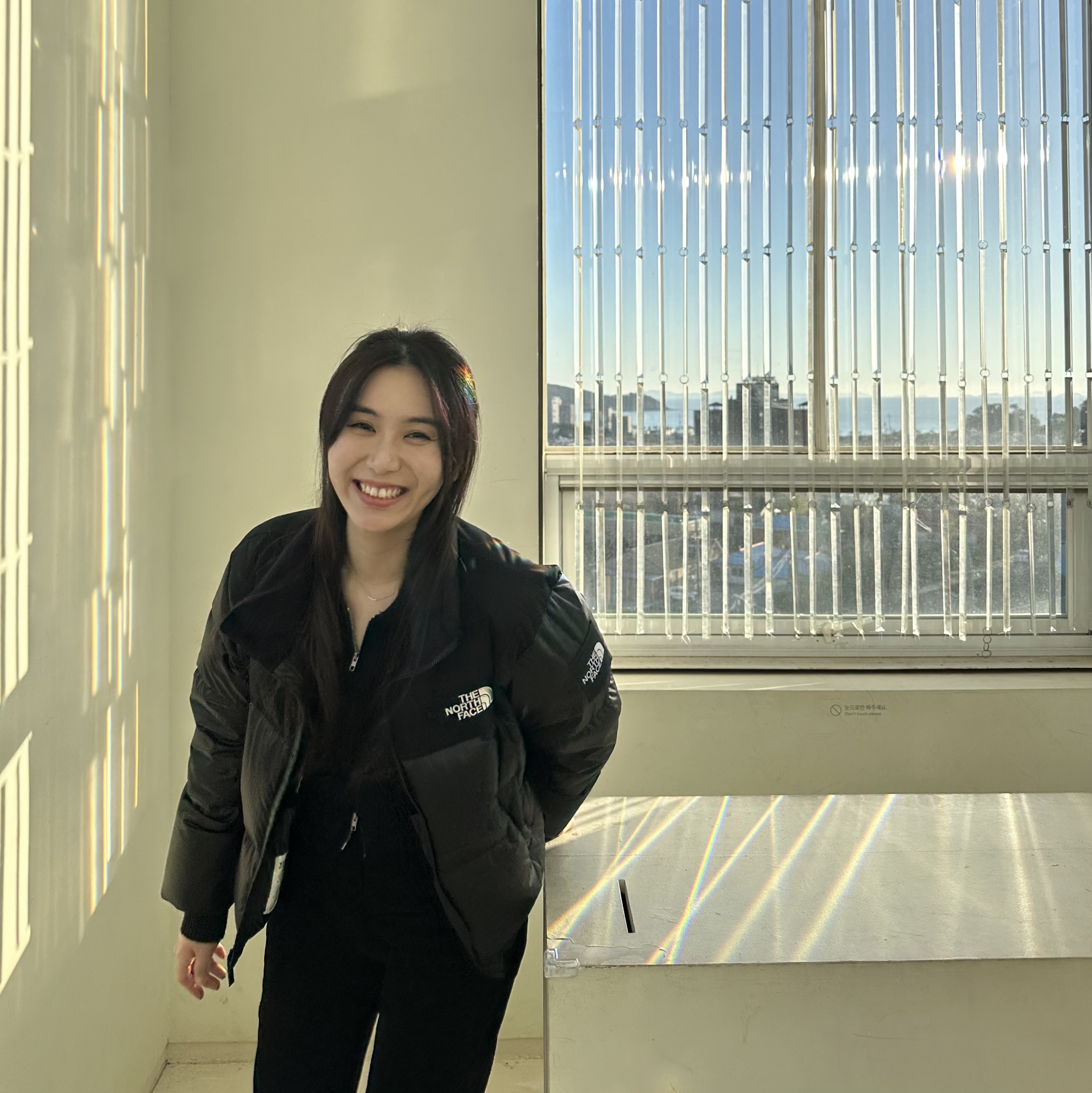 sunny (@nusnue_sunny) 님의 게시물 | KREAM