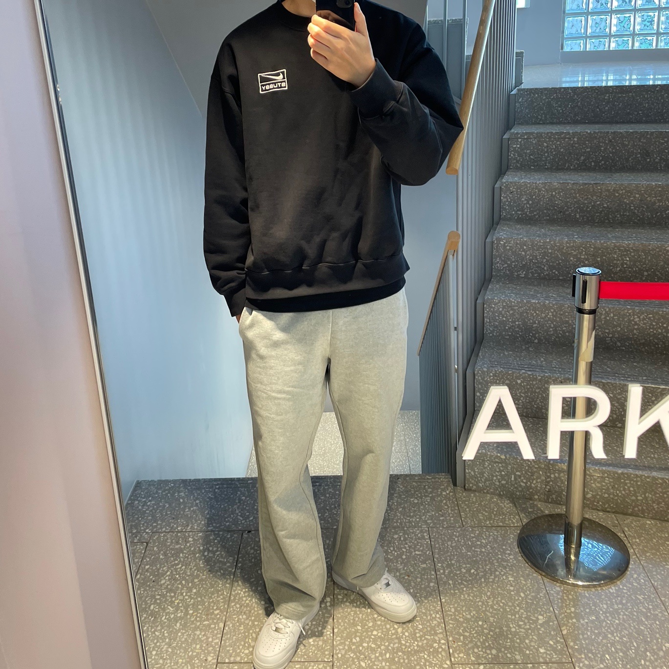 (@udd5pc) 님의 게시물 | KREAM