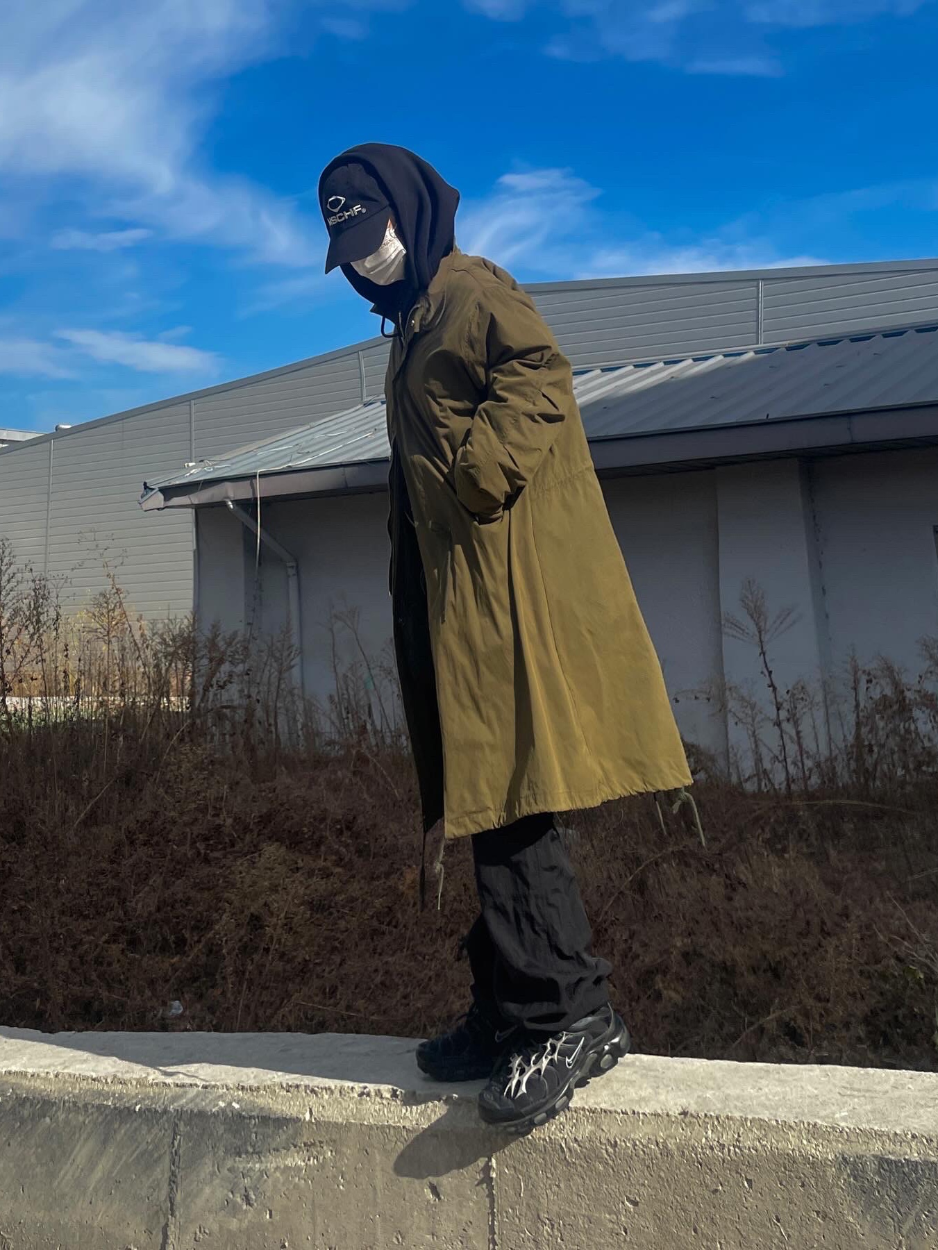 유닠 테스티아티팩트! | KREAM