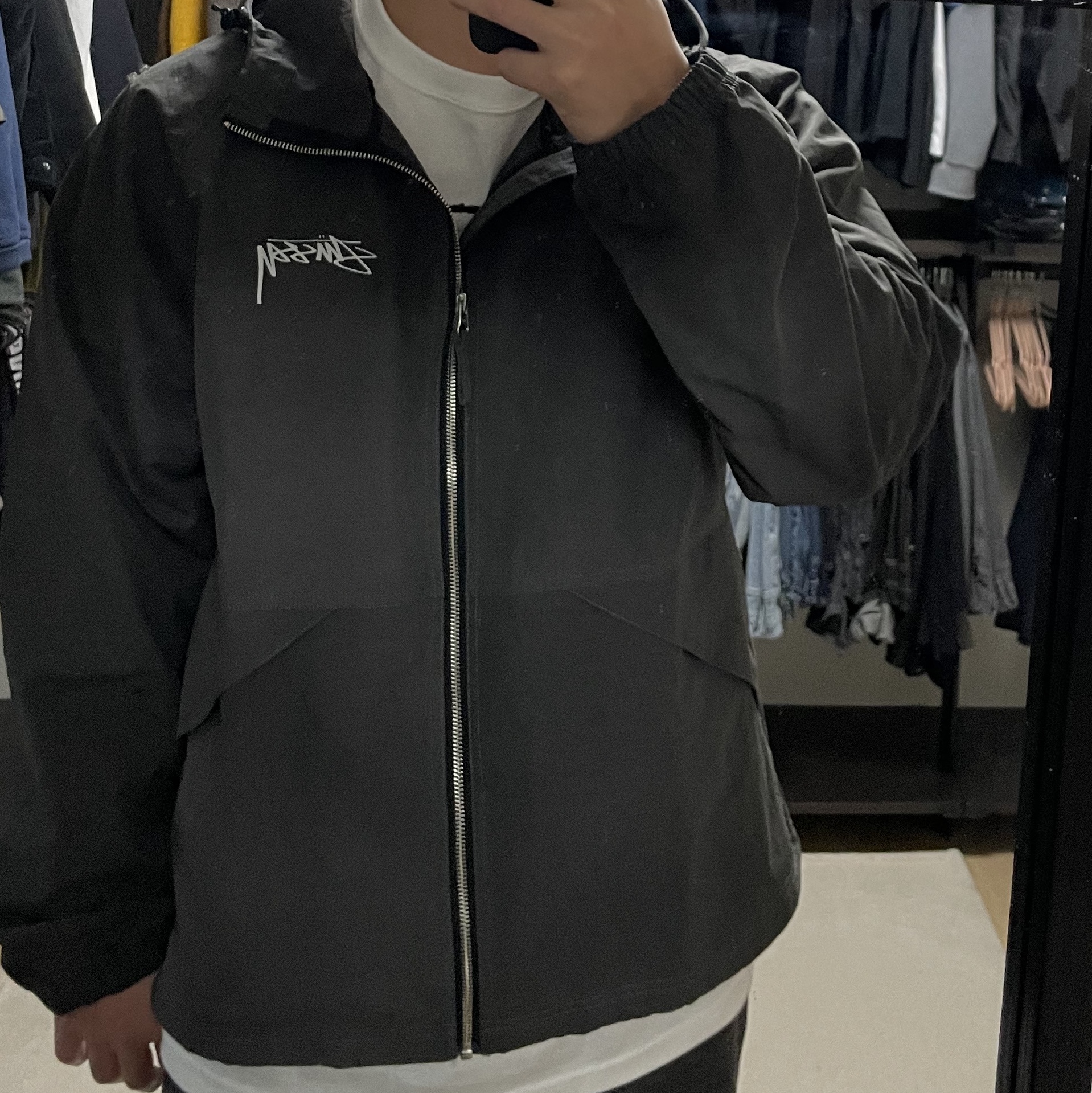 gusdn12000 (@sweet._.hye...) 님의 게시물 | KREAM