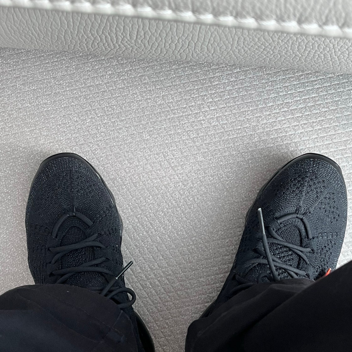 준형 (@jhhhhhhhhhh...) 님의 게시물 | KREAM