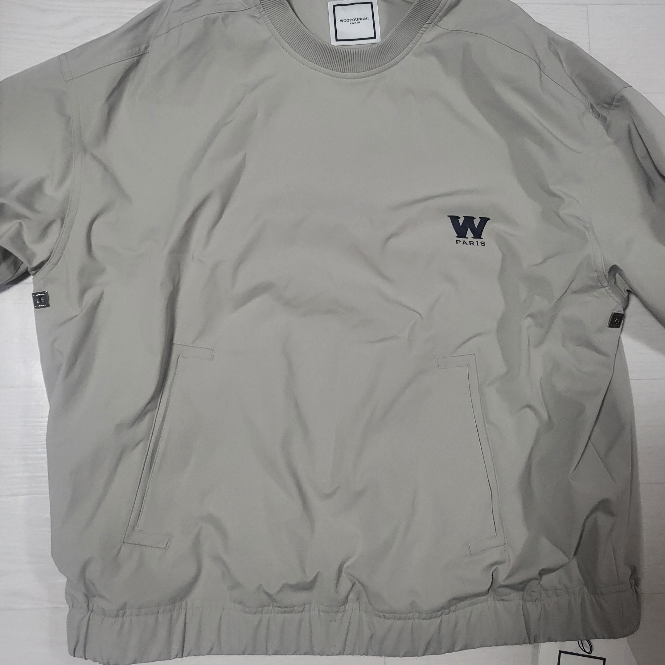 유홍구 (@mong_9) 님의 게시물 | KREAM