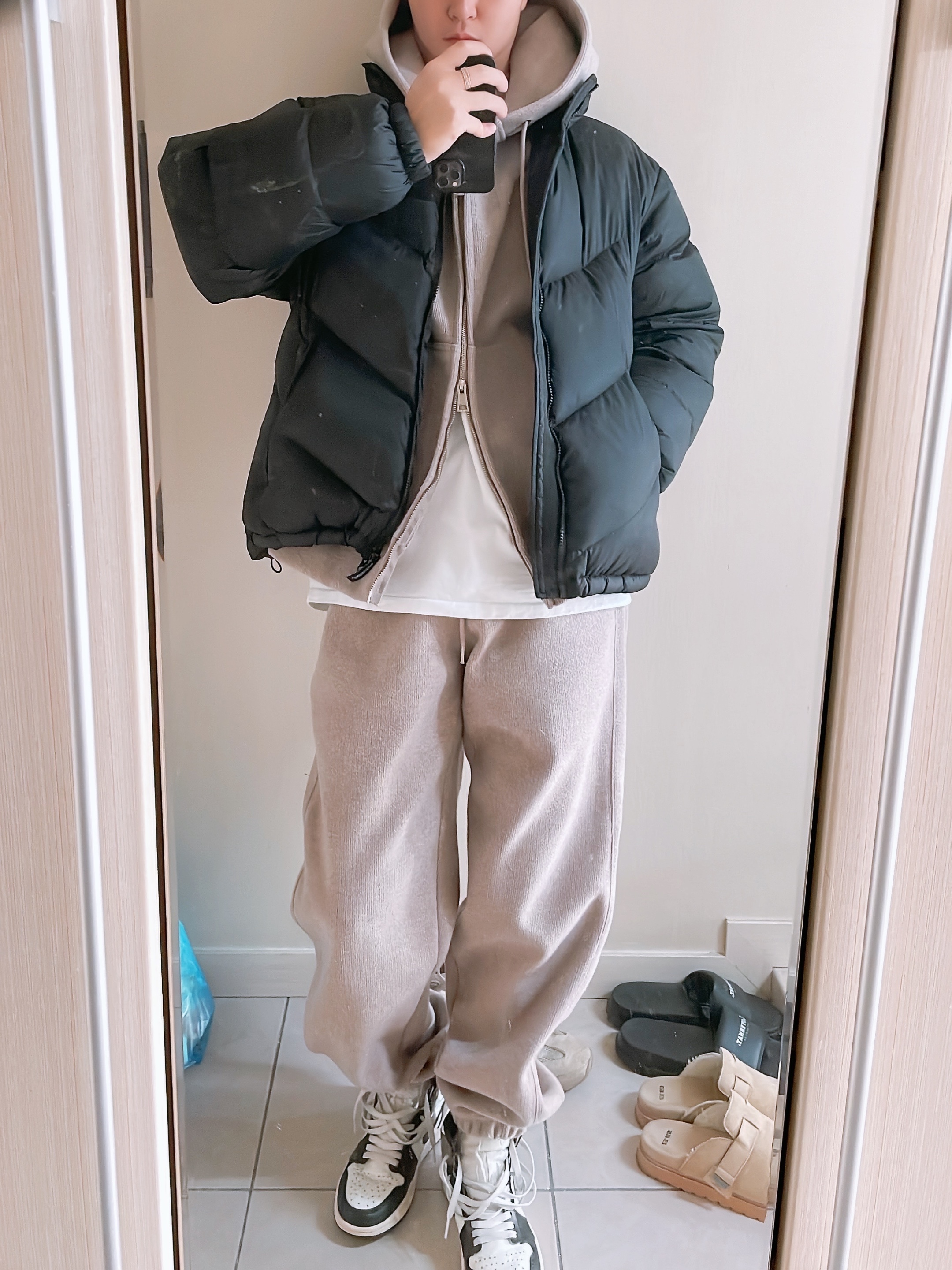 지훈 / 32 (@jihoon92) 님의 게시물 | KREAM