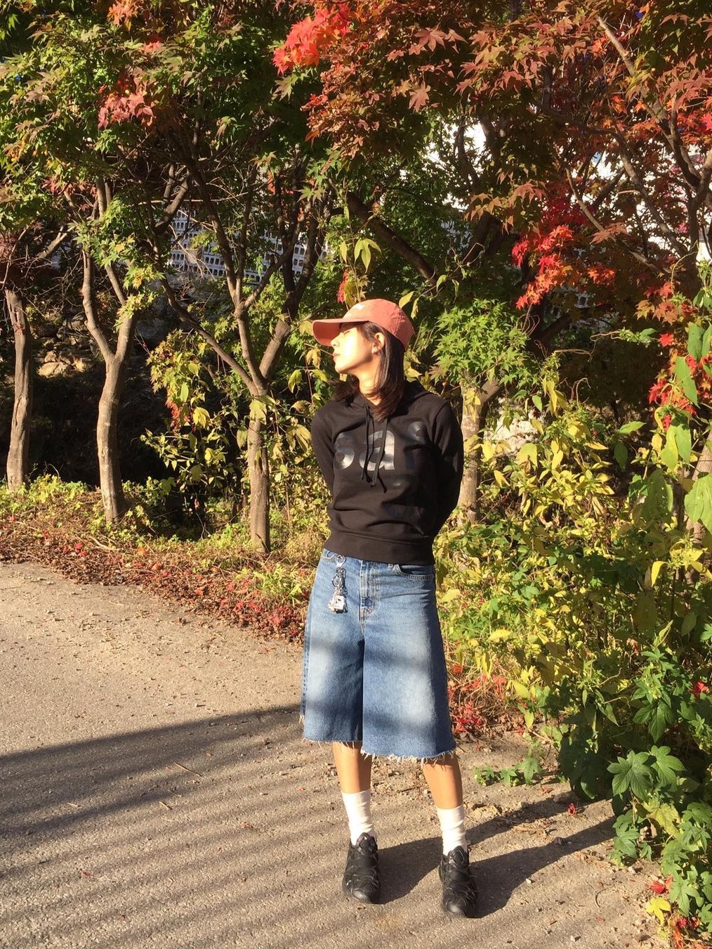 That girl (@style_everyday) 님의 게시물 | KREAM