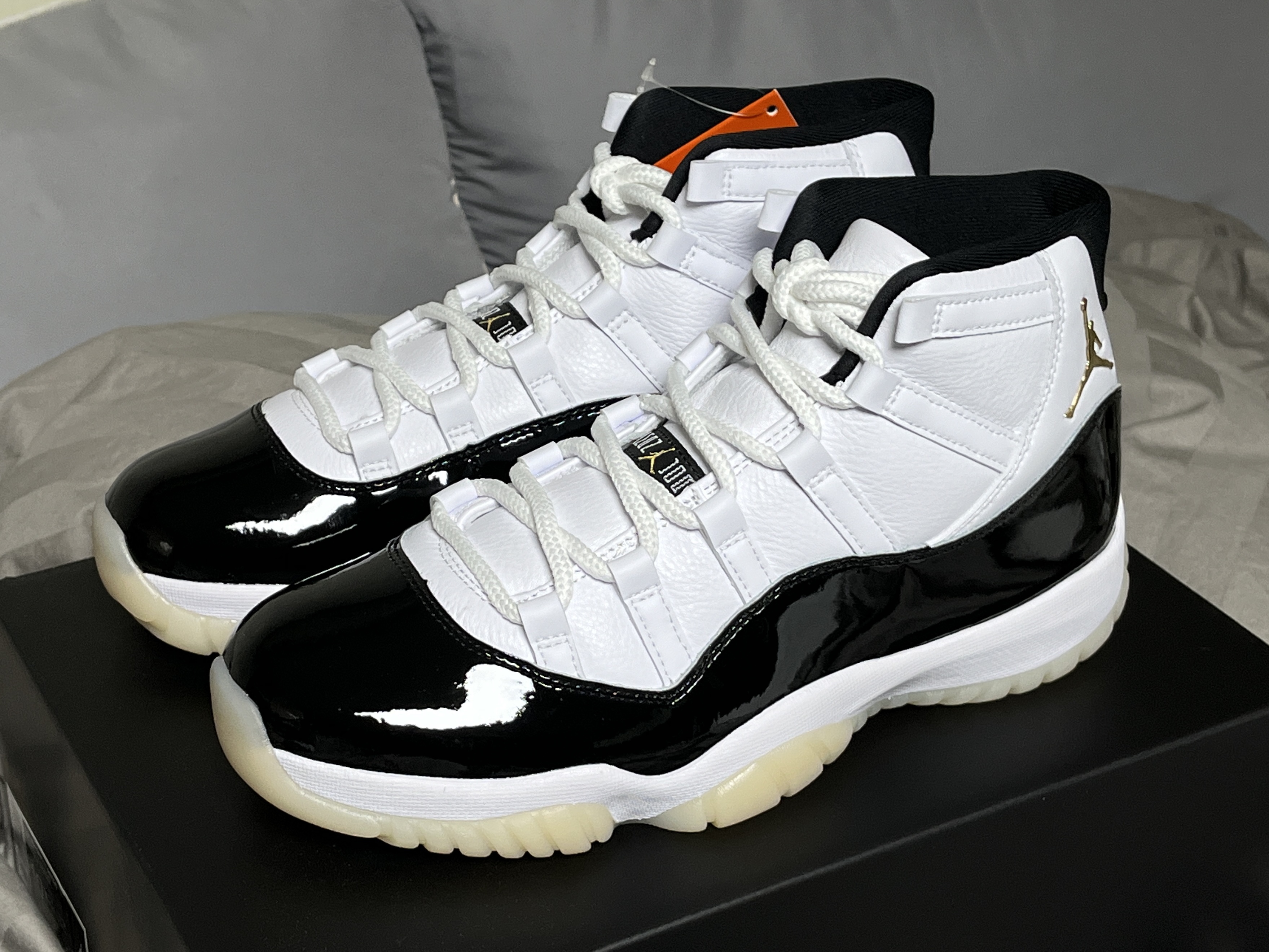 @sneakers__) 님의 게시물 | KREAM