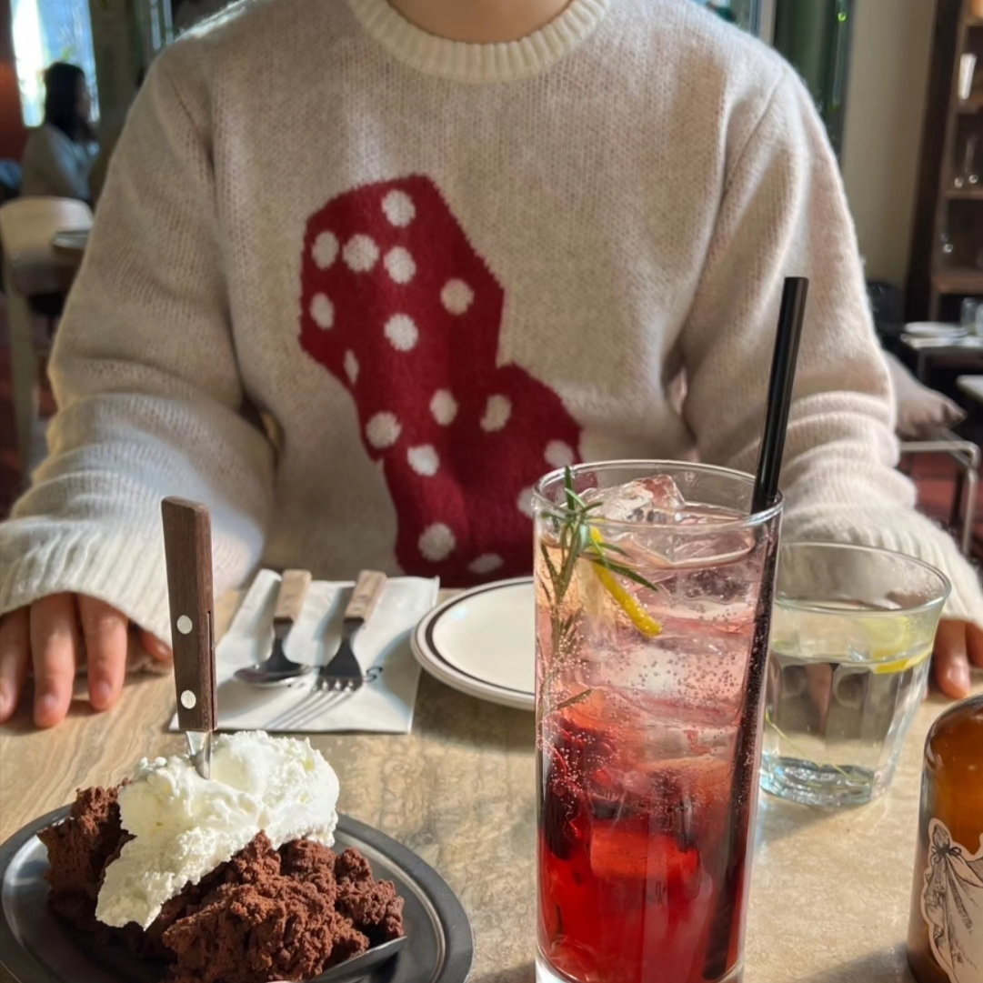 맹이 (@maeng_e) 님의 게시물 | KREAM