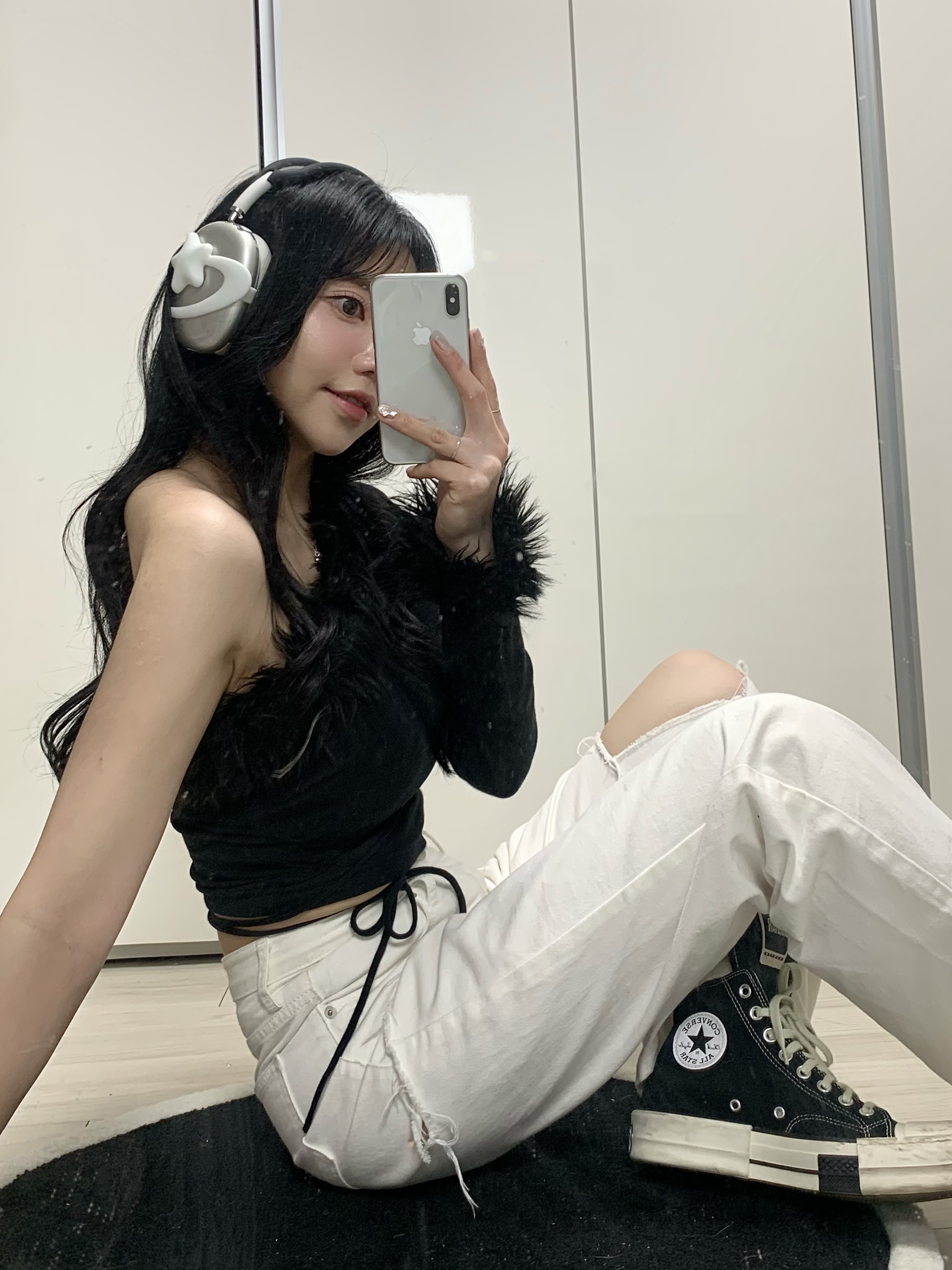 민주 (@miing.9) 님의 게시물 | KREAM