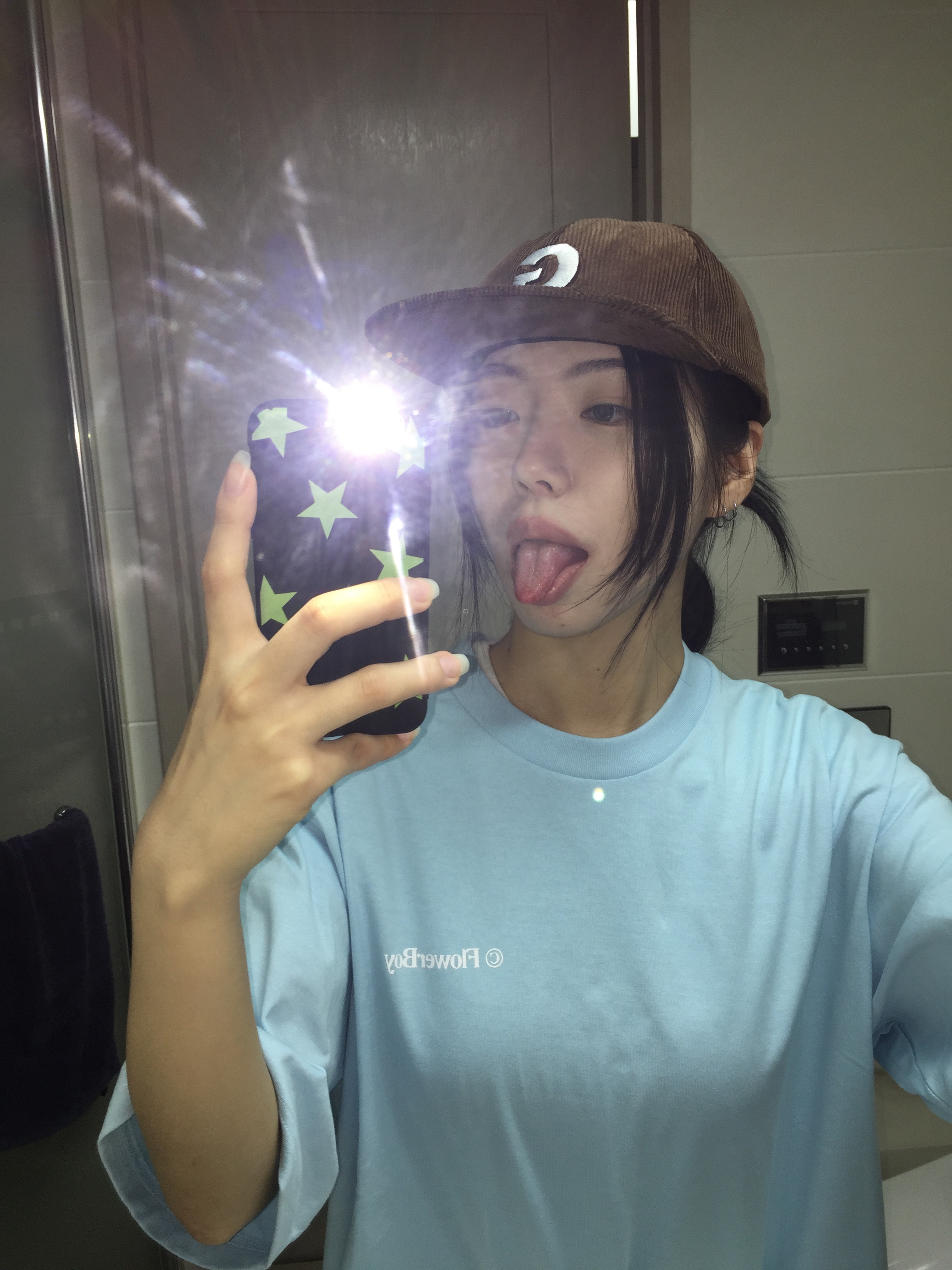 (@eundamn) 님의 게시물 | KREAM