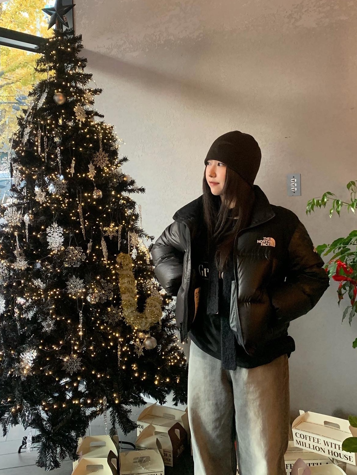 소영 (@ss._yung) 님의 게시물 | KREAM