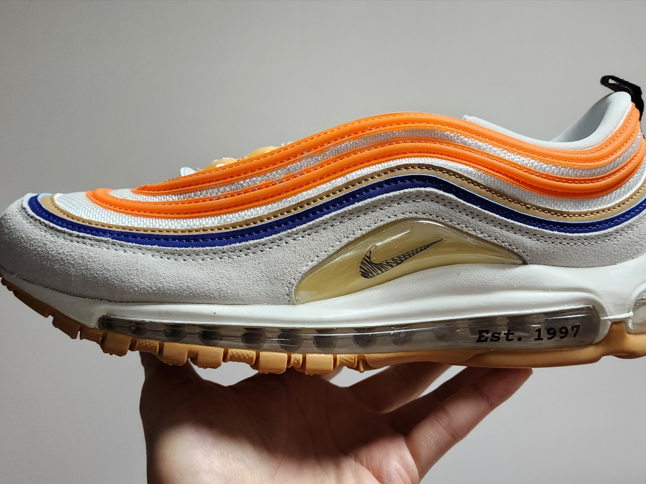 skkustar (@synthesizer) 님의 게시물 | KREAM