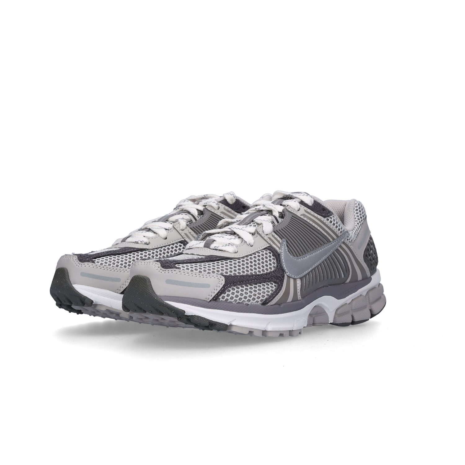 나이키 줌 보메로 5 프리미엄 라이트 아이언 오어 앤 플랫 퓨터 | KREAM