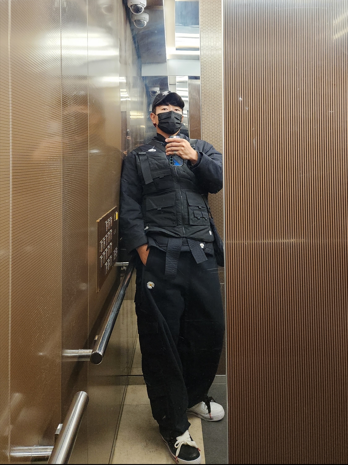 이 착장으로 대략 많이 받는 질문 | KREAM