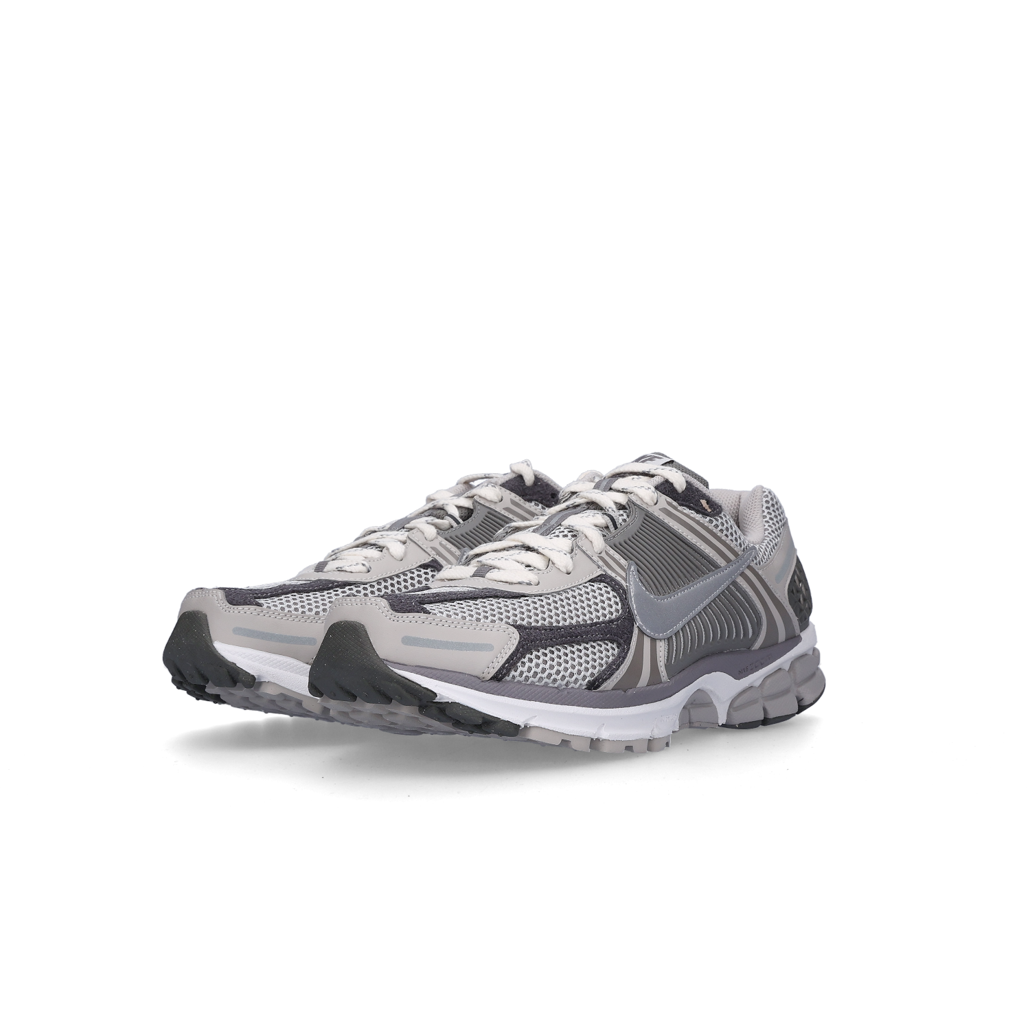 나이키 줌 보메로 5 프리미엄 라이트 아이언 오어 앤 플랫 퓨터 | KREAM