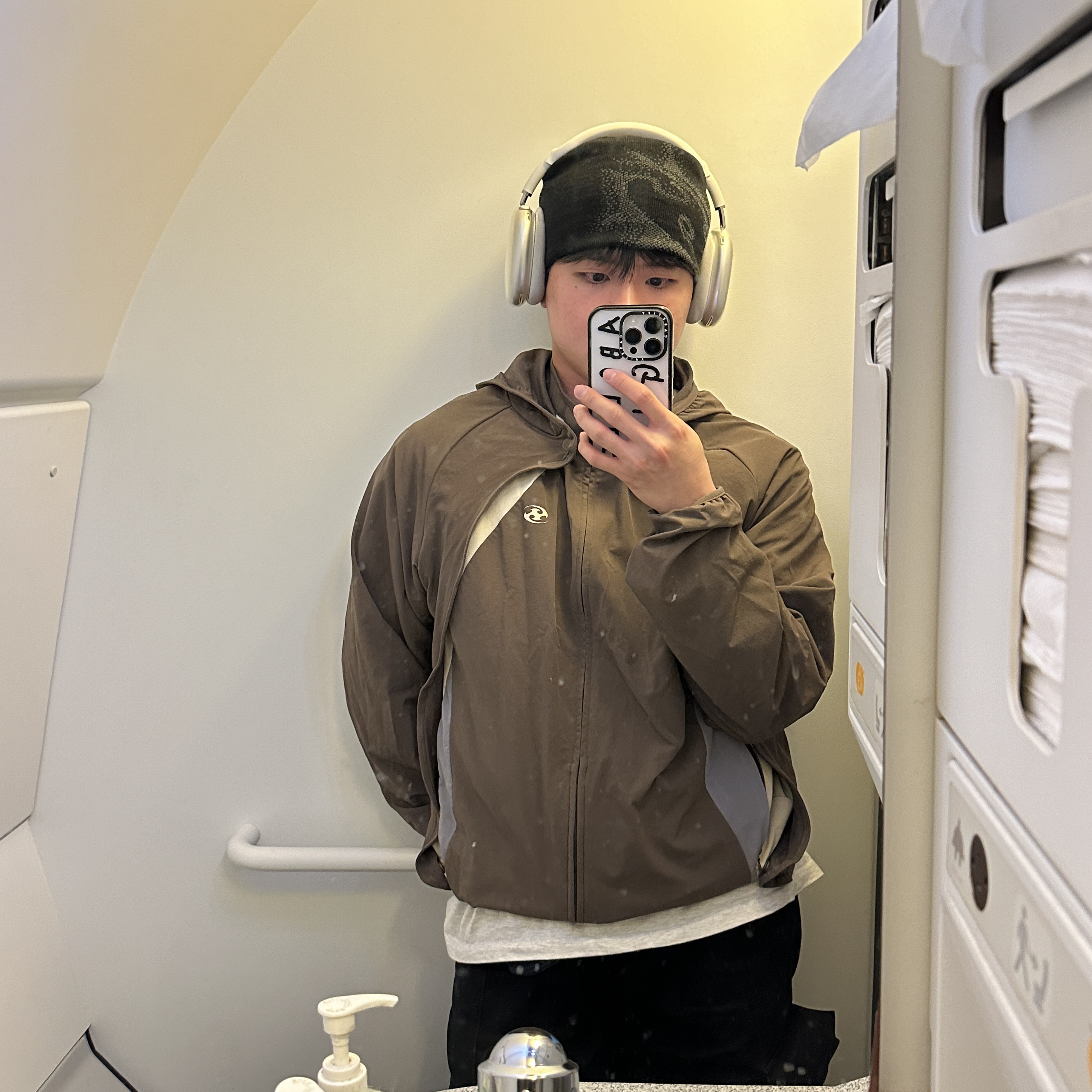 상민 (@kimssangmin) 님의 게시물 | KREAM