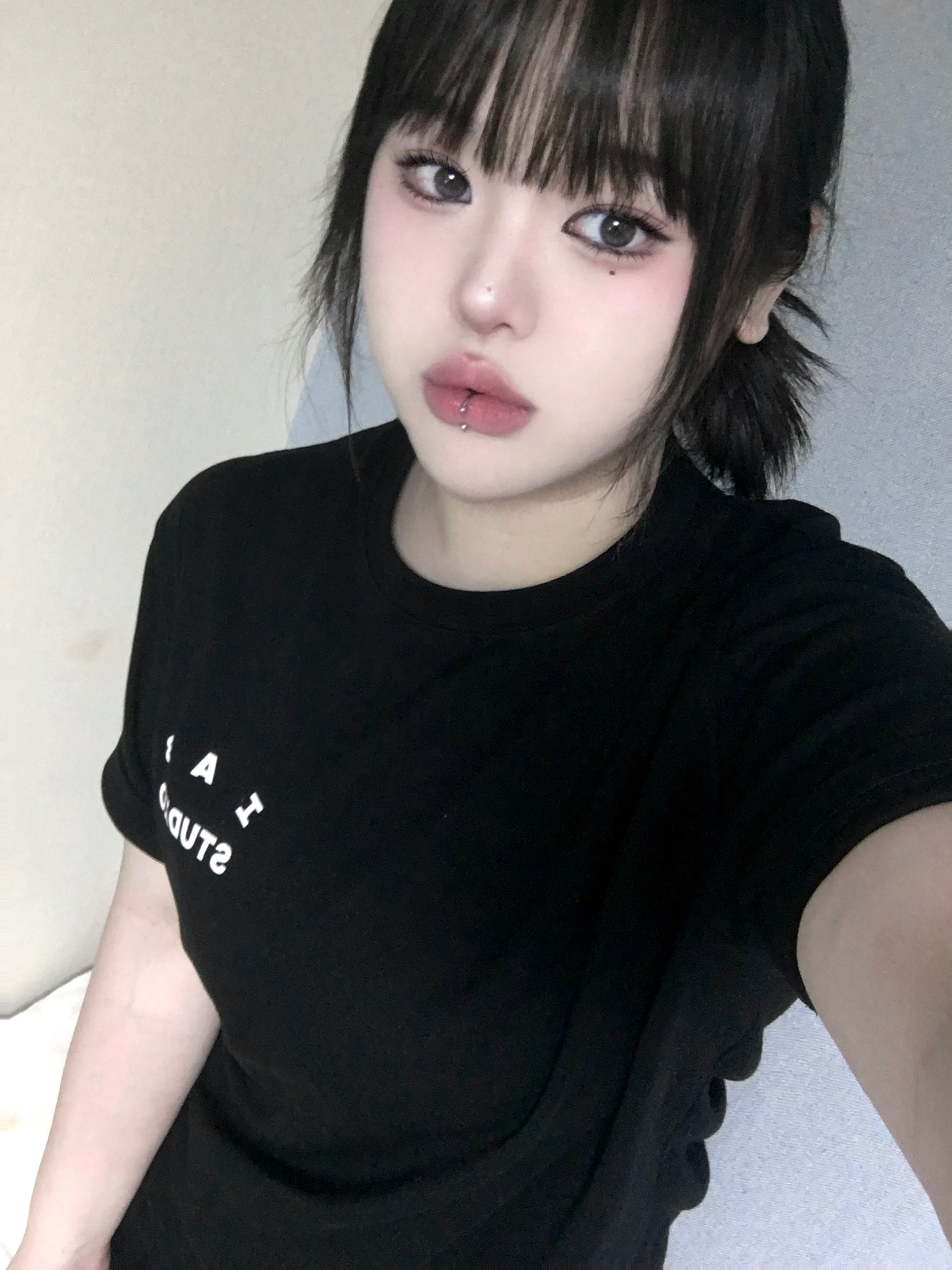 10주년 티샤-쓰…. | KREAM