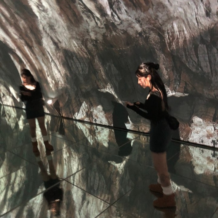 김감자 (@asdfg444) 님의 게시물 | KREAM