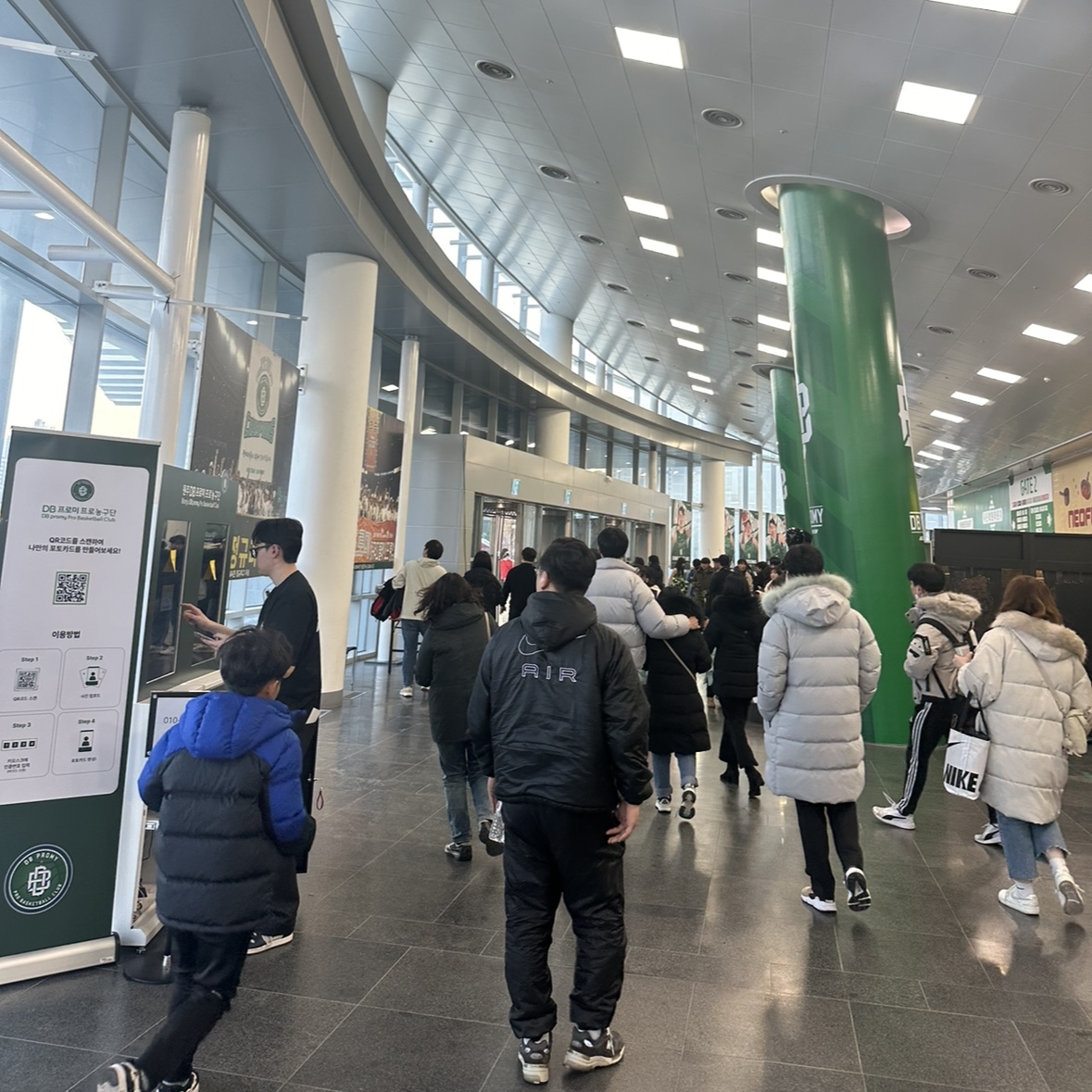 ㅎㅎ (@unae_) 님의 게시물 | KREAM