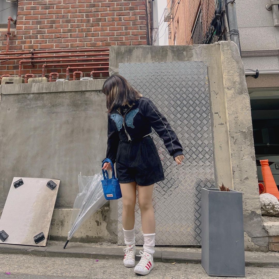 That girl (@style_everyday) 님의 게시물 | KREAM