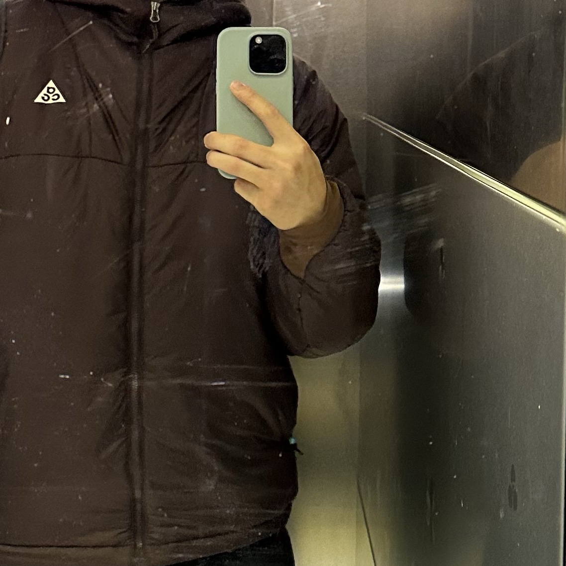 노익스플로이드 (@00yyy) 님의 게시물 | KREAM