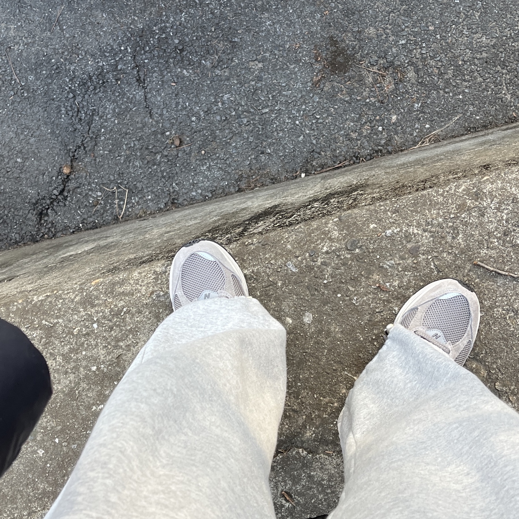 와 (@moon.1) 님의 게시물 | KREAM