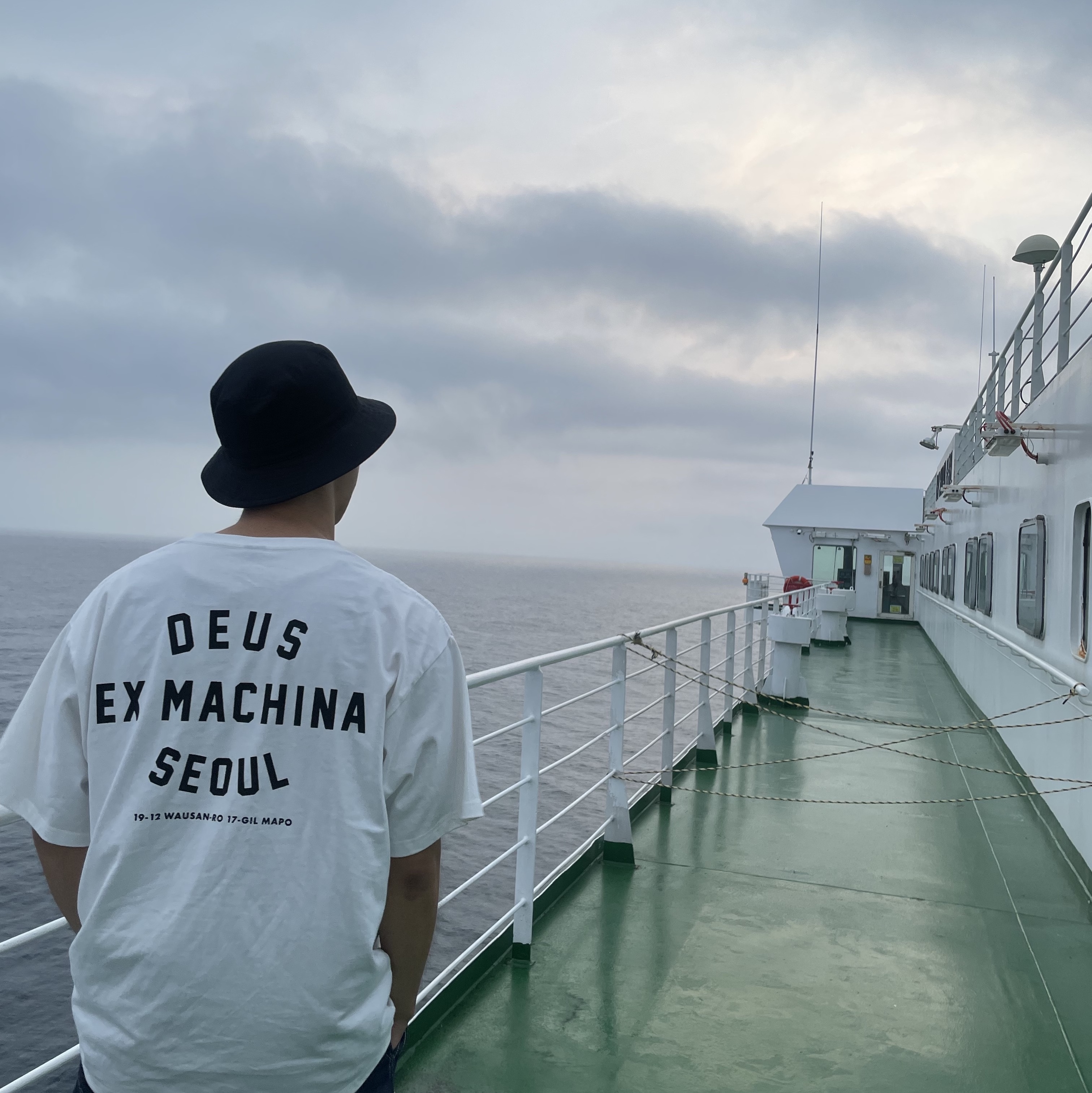 (@hwang_zimin) 님의 게시물 | KREAM