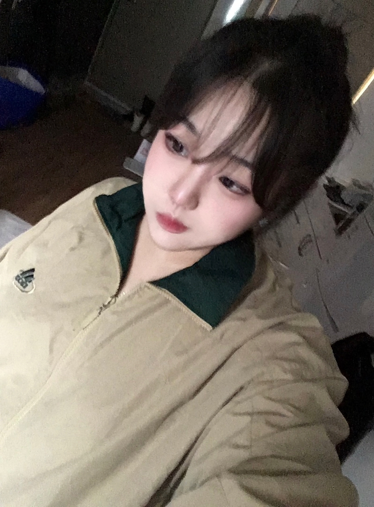 hyun (@broso) 님의 게시물 | KREAM