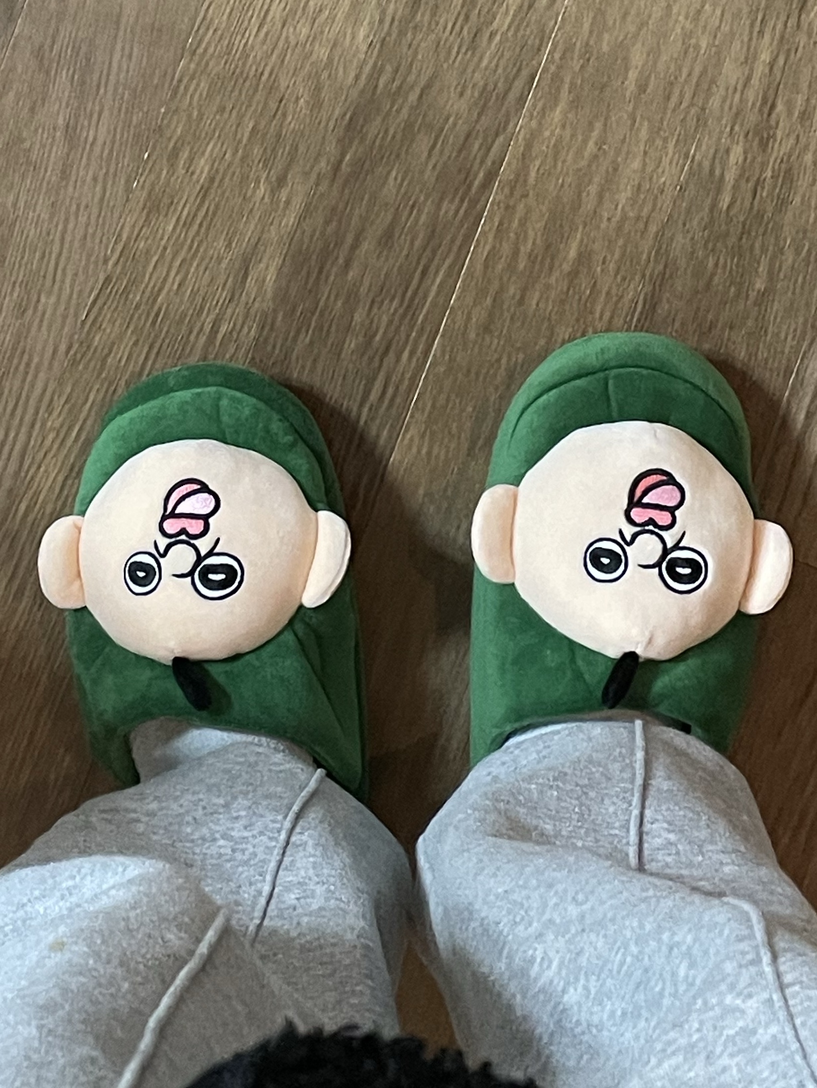 🤫 (@lalaloo) 님의 게시물 | KREAM